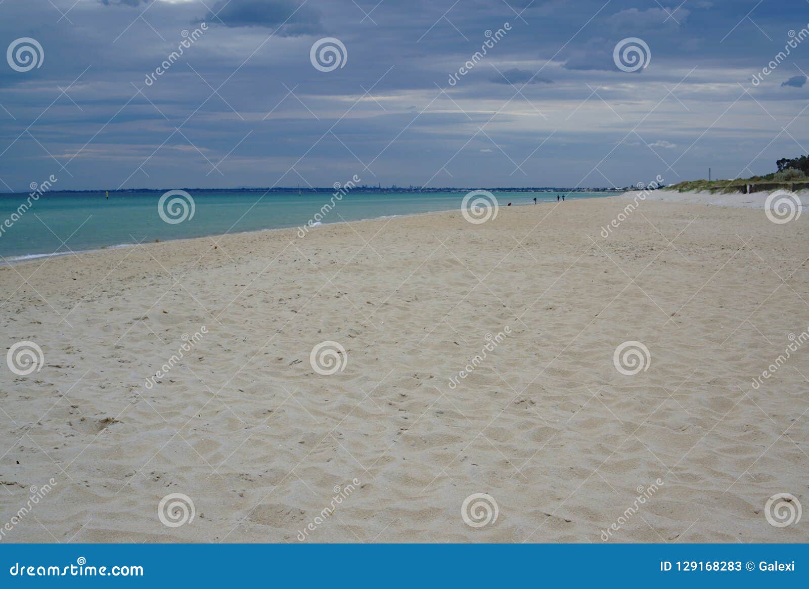Cloudy day on beach stock image. Image of climate, horizon - 129168283