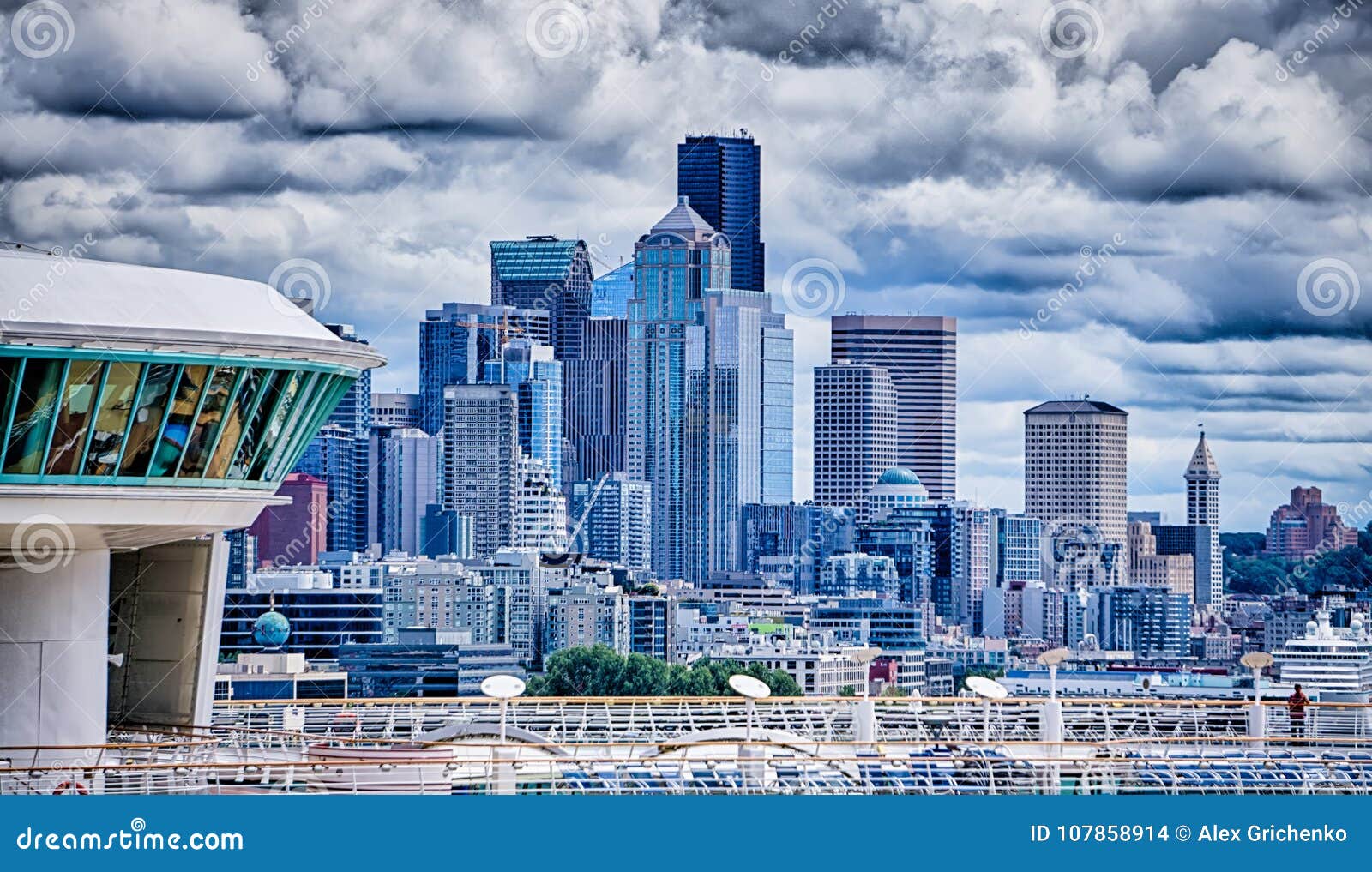 Cloudy Morning Over Seattle Washington Skyline Stock Photo - Image of ...
