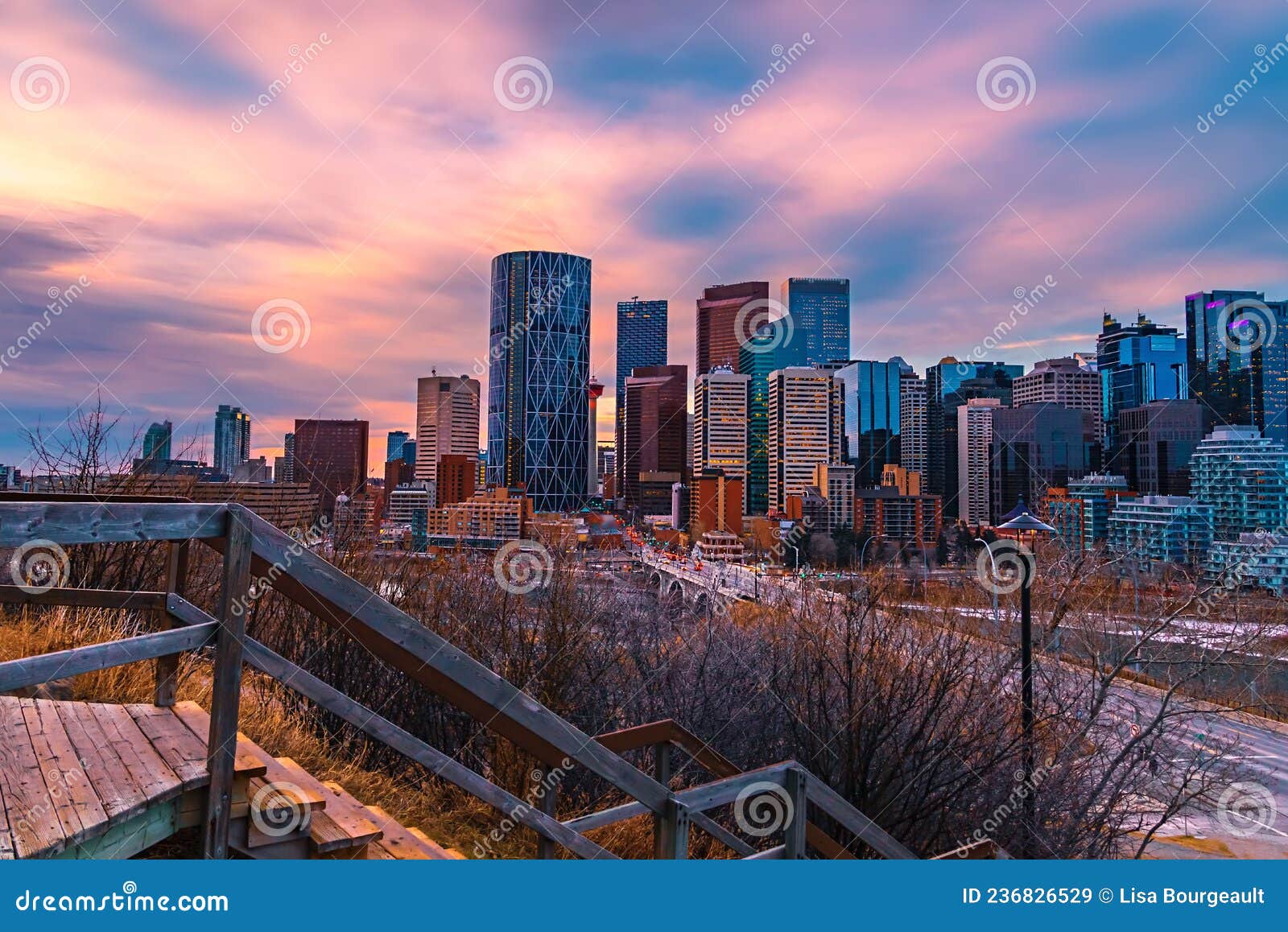 Panoramic View of Downtown Calgary at Sunrise Editorial Stock Image ...