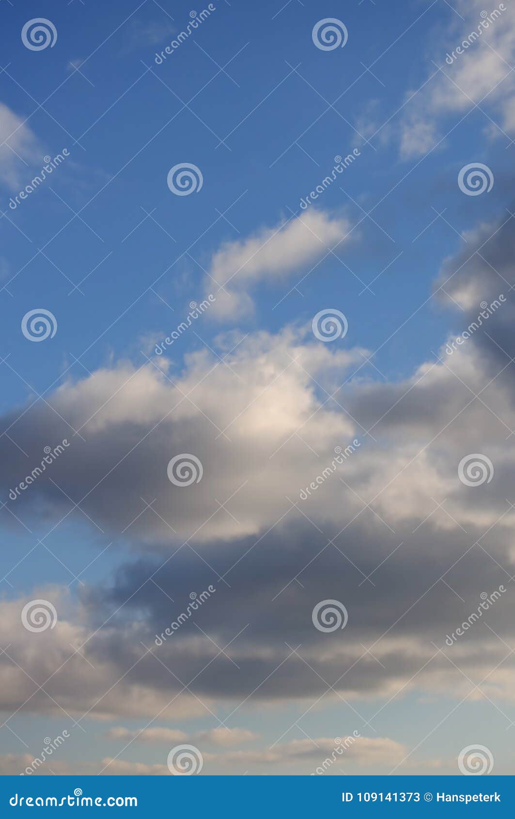 Cloudy winter sky stock image. Image of grey, daytime - 109141373