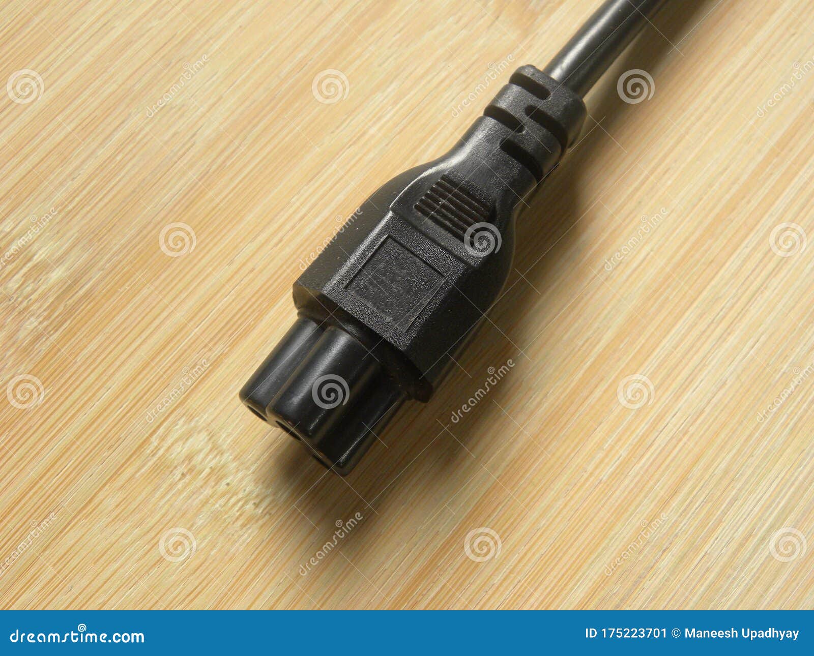 Clover leaf cable stock image. Image of switched, power - 175223701