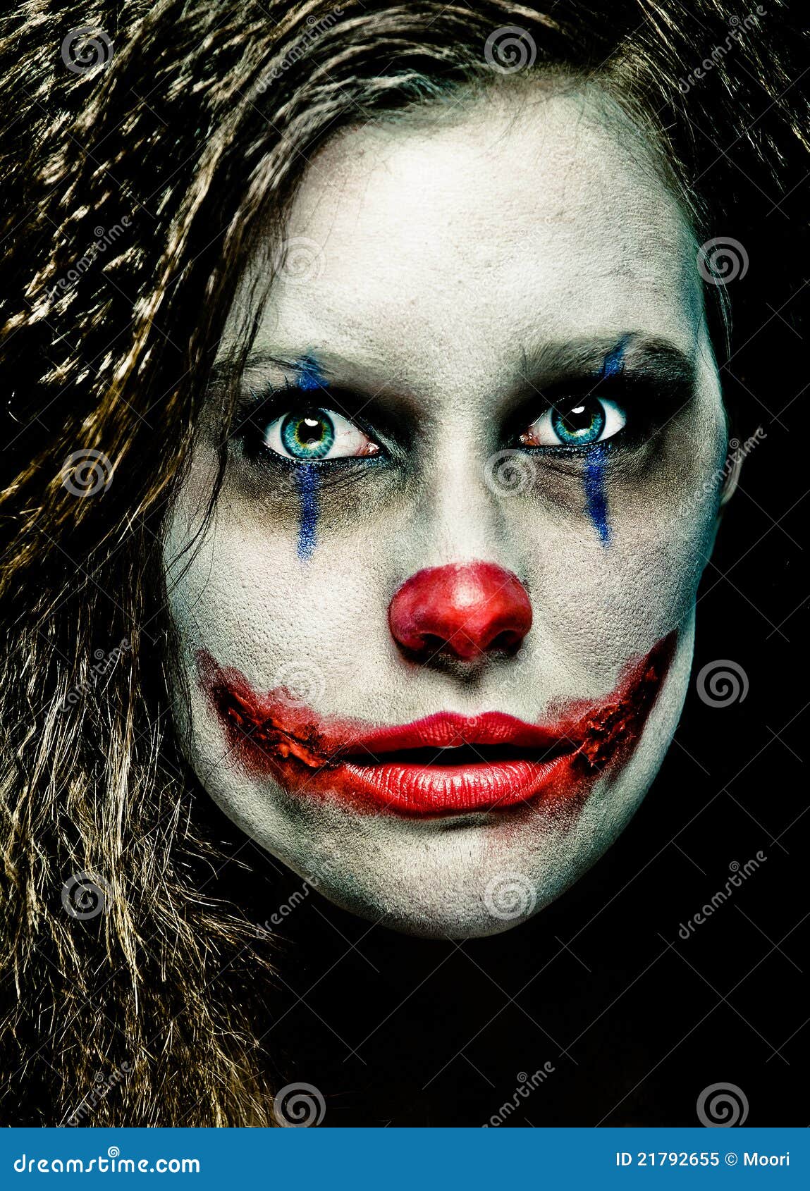 Clown effrayant image stock. Image du grimace, fantasmagorique - 21792655