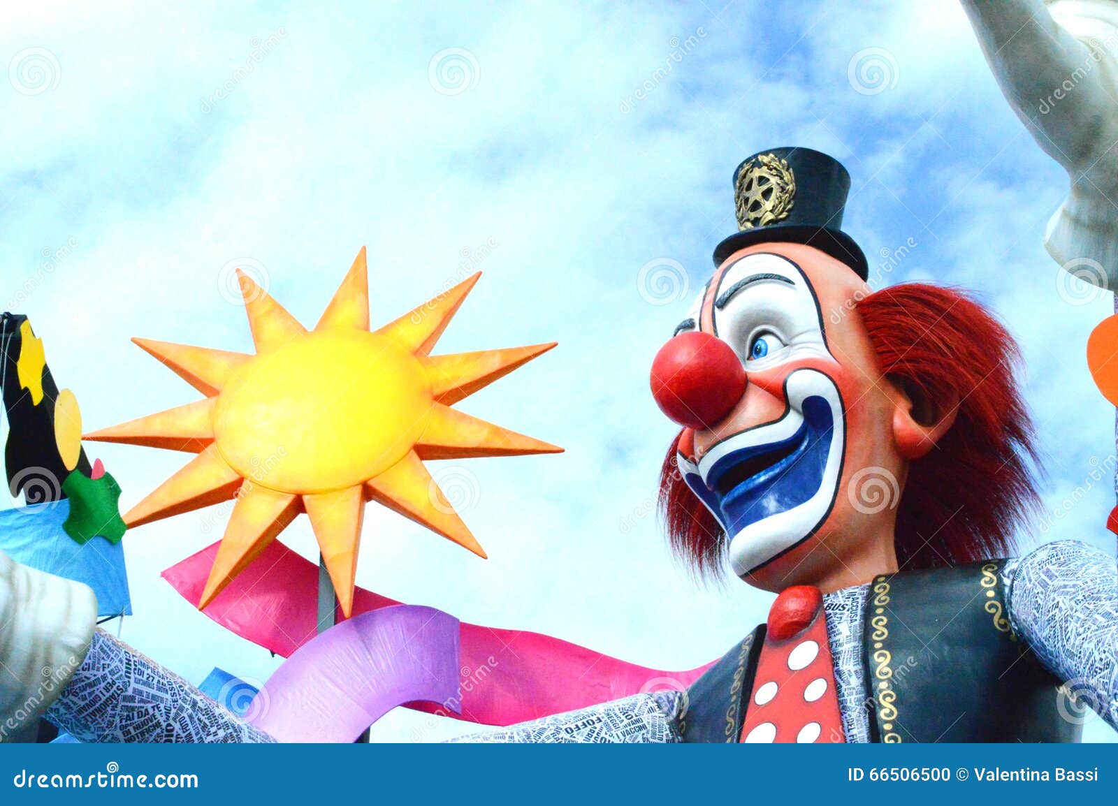 Clown Float at Viareggio Carnival Editorial Image - Image of mask, kids ...