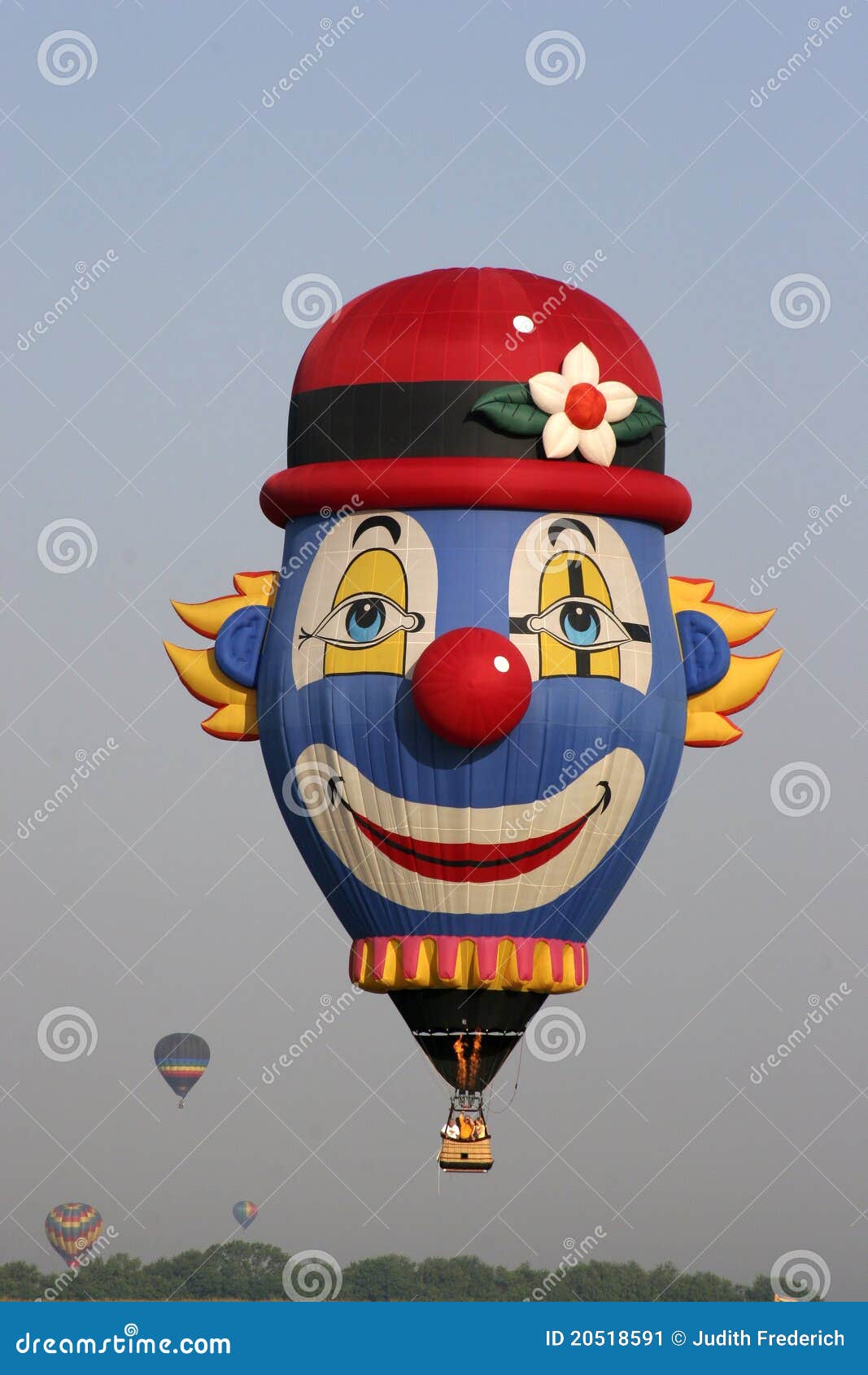 Clown Hot Air Balloon editorial photo. Image of flying - 20518591