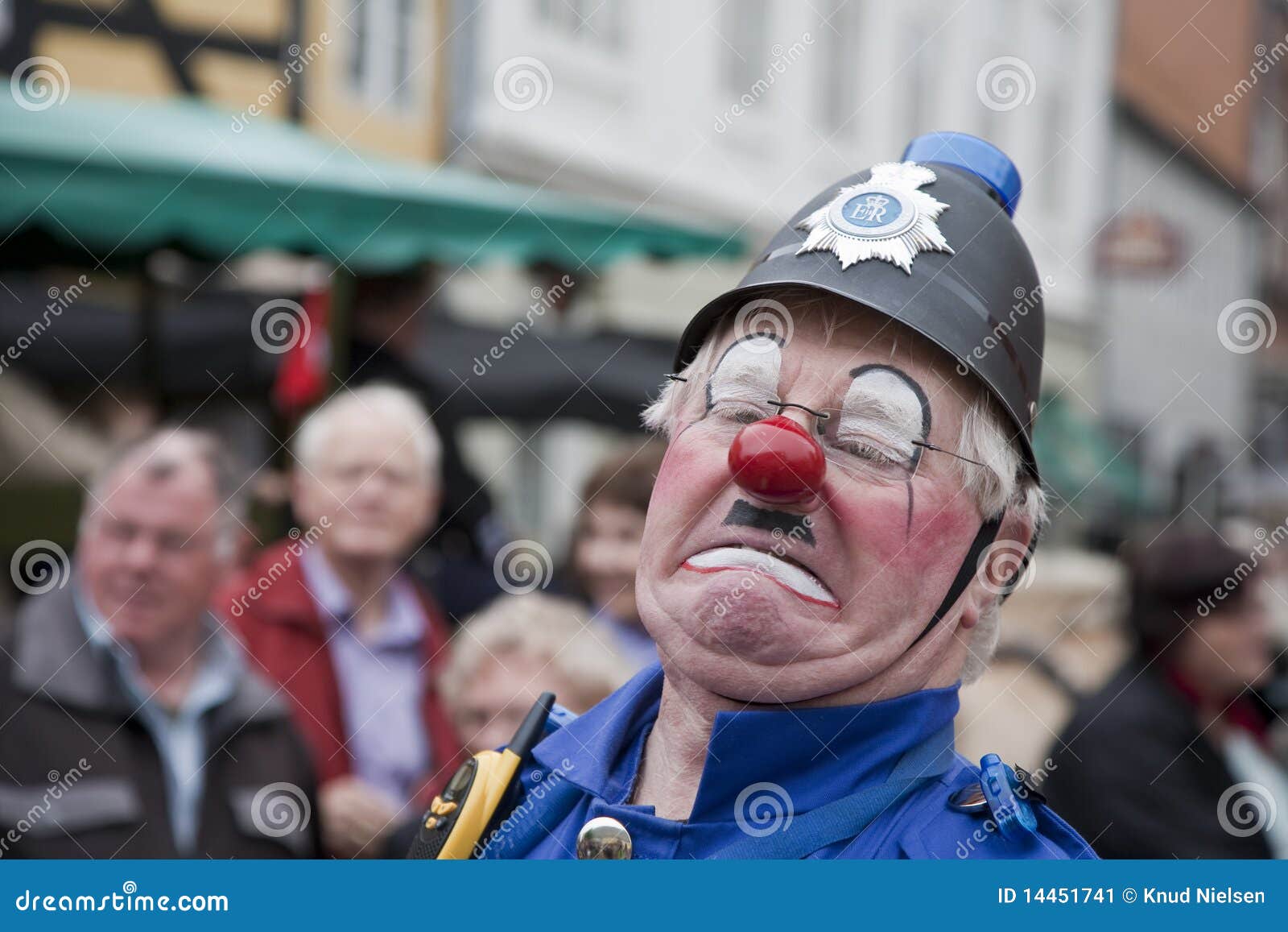 Clown performing editorial photo. Image of festival, amusing - 14451741
