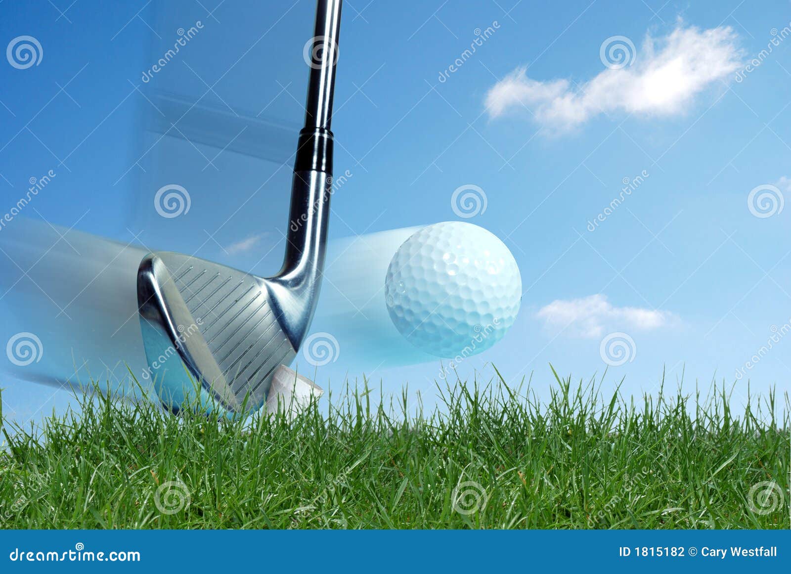 Club De Golf Que Golpea La Bola Foto de archivo - Imagen de delantero ...