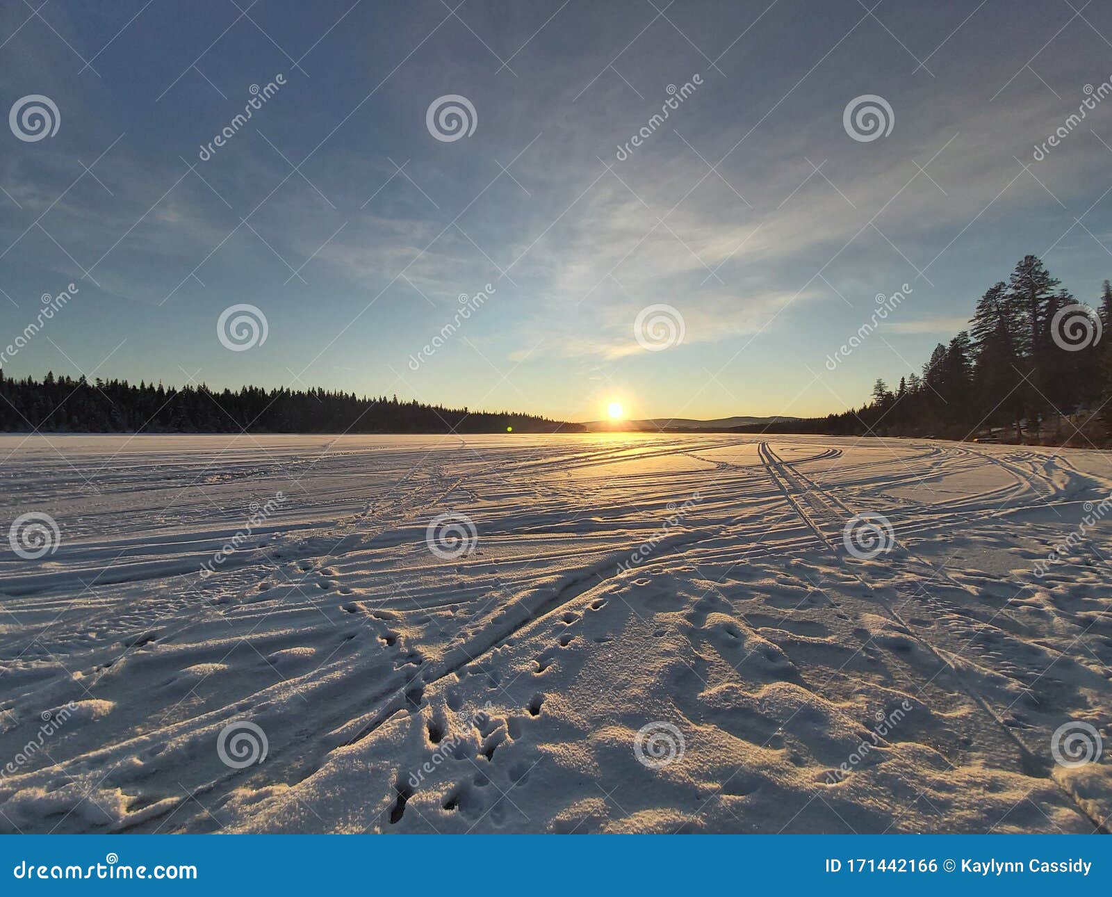 Cluculz Lake Beauty stock photo. Image of love, beauty - 171442166