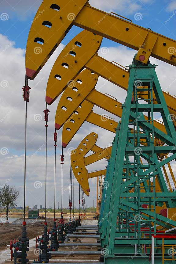 Cluster well stock photo. Image of exploration, unit, industries - 5080956