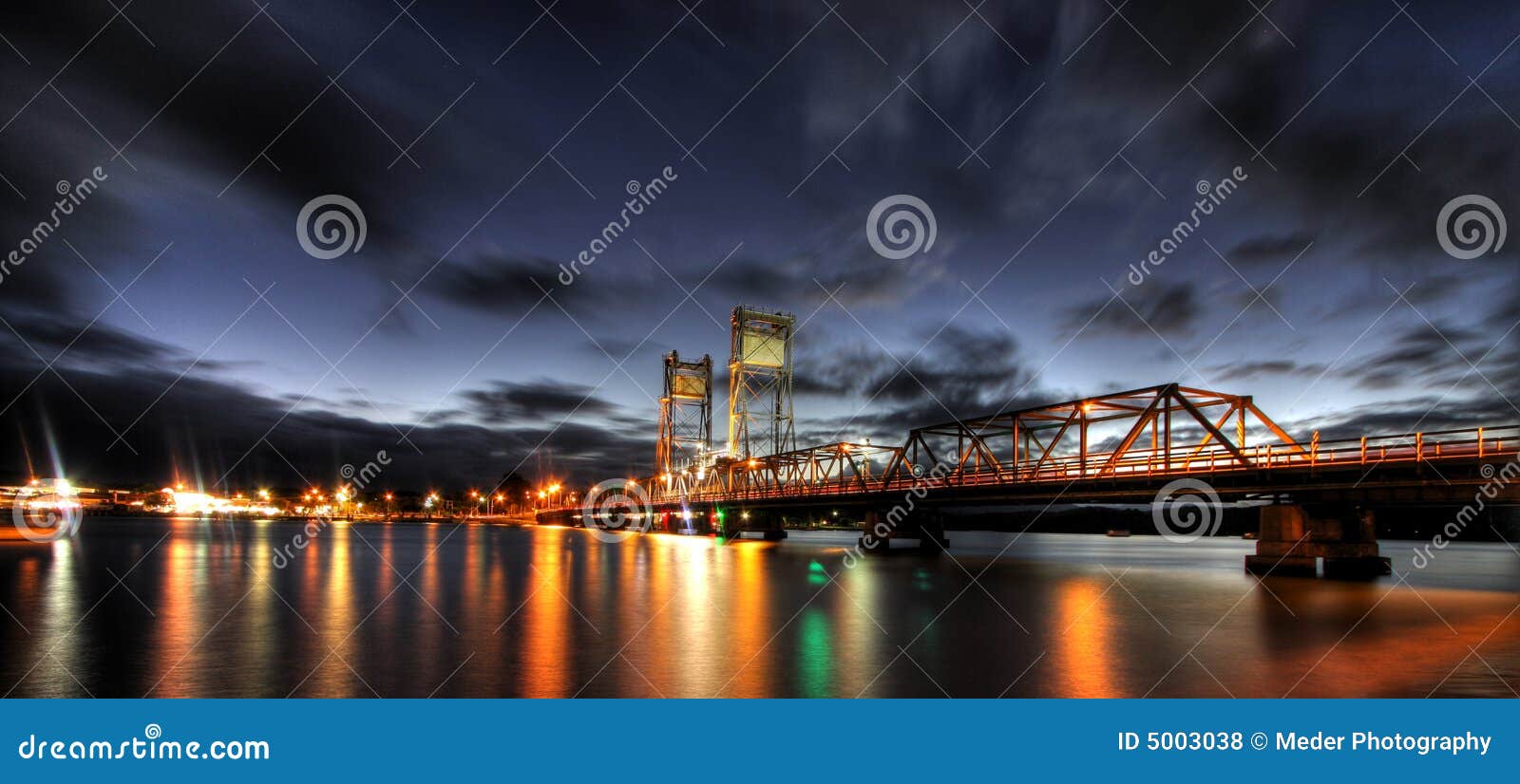 Clyde River Bridge stock photo. Image of scenic, park - 5003038