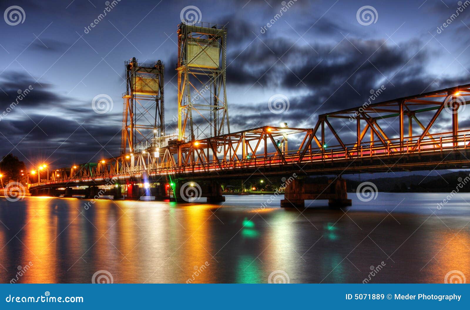 Clyde River Bridge stock image. Image of architecture - 5071889