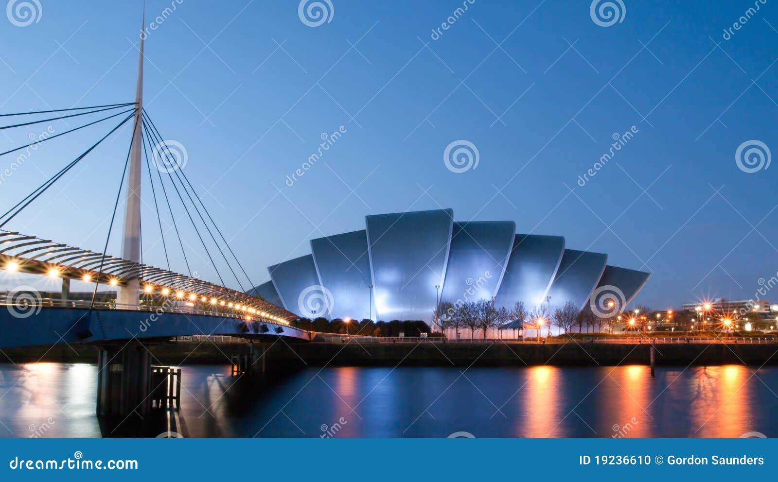 Clydeside panorama at dusk editorial image. Image of clyde - 19236610