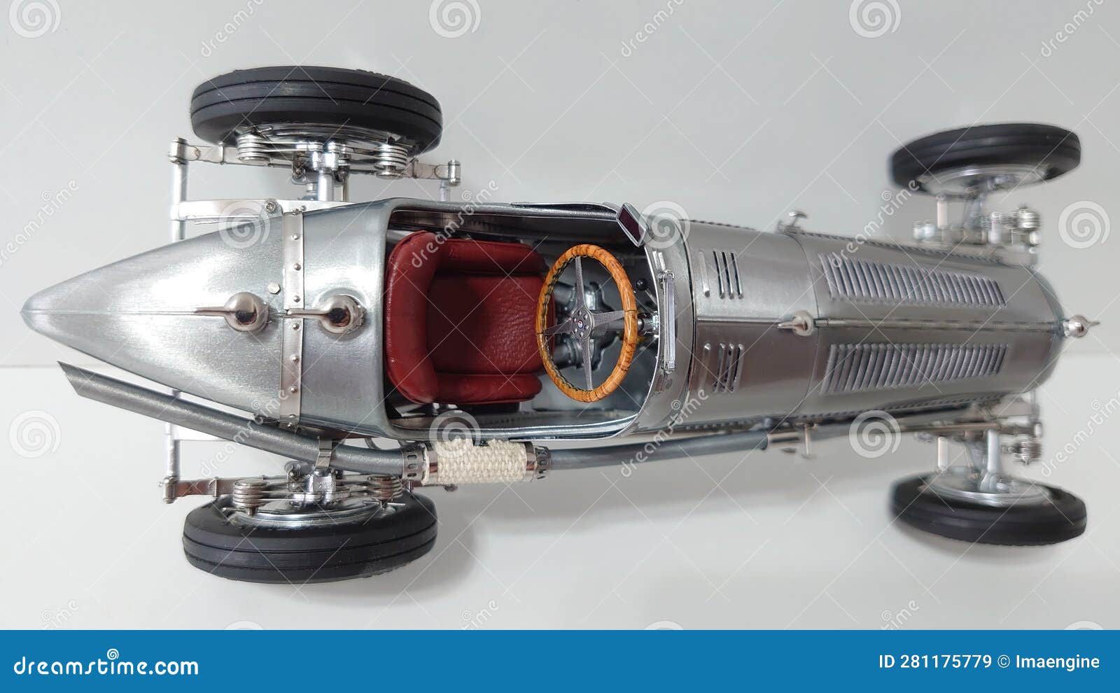 Cmc 1 18 Scale Model Car - Alfa Romeo P3 Racing Chassis Editorial Stock ...