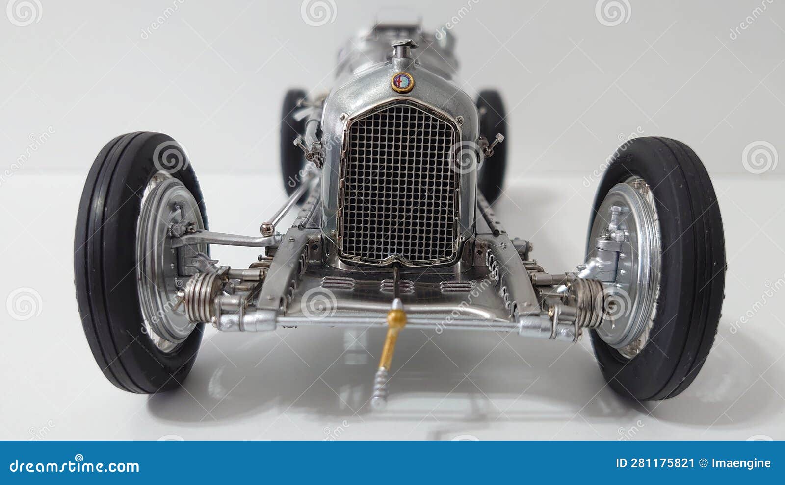 Cmc 1/18 Scale Model Car - German Silver Arrows Mercedes Benz W196R ...