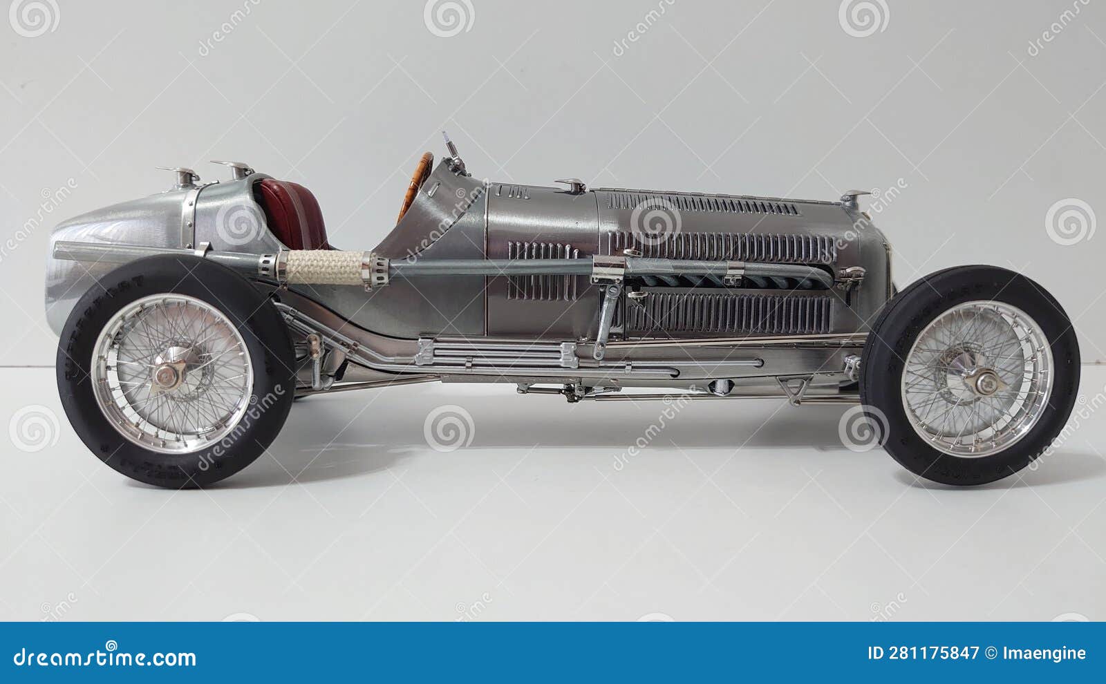 Cmc 1/18 Scale Model Car - German Silver Arrows Mercedes Benz W196R ...
