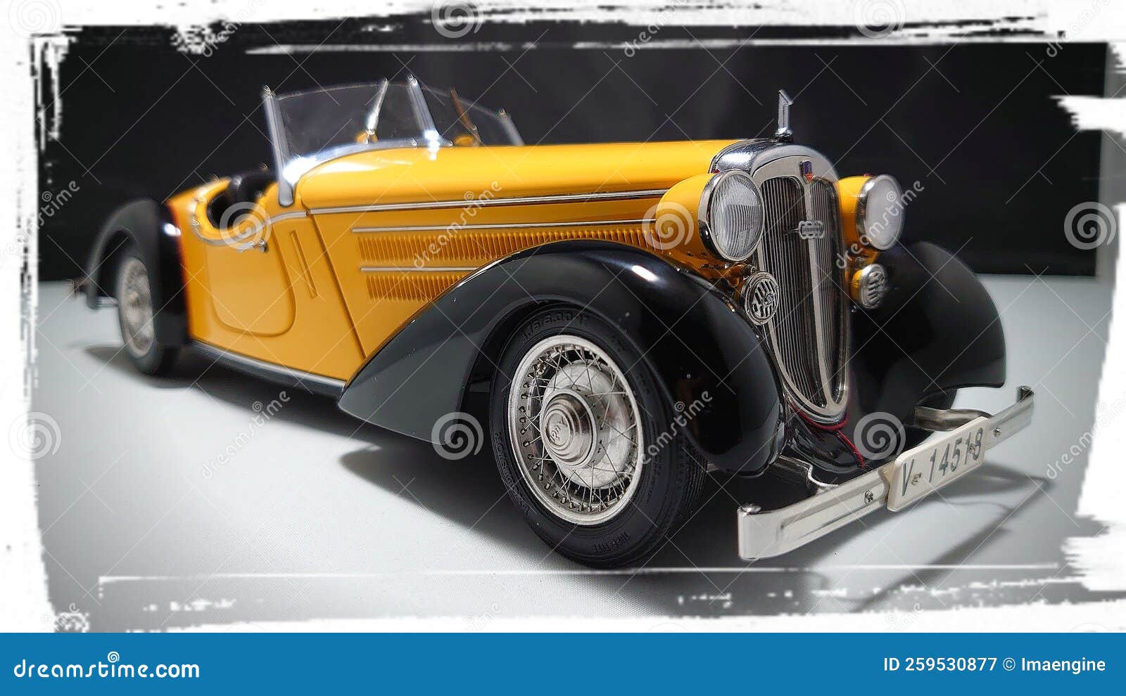 Cmc 1 18 Scale Model Car - Audi 225 Front Roadster Editorial ...