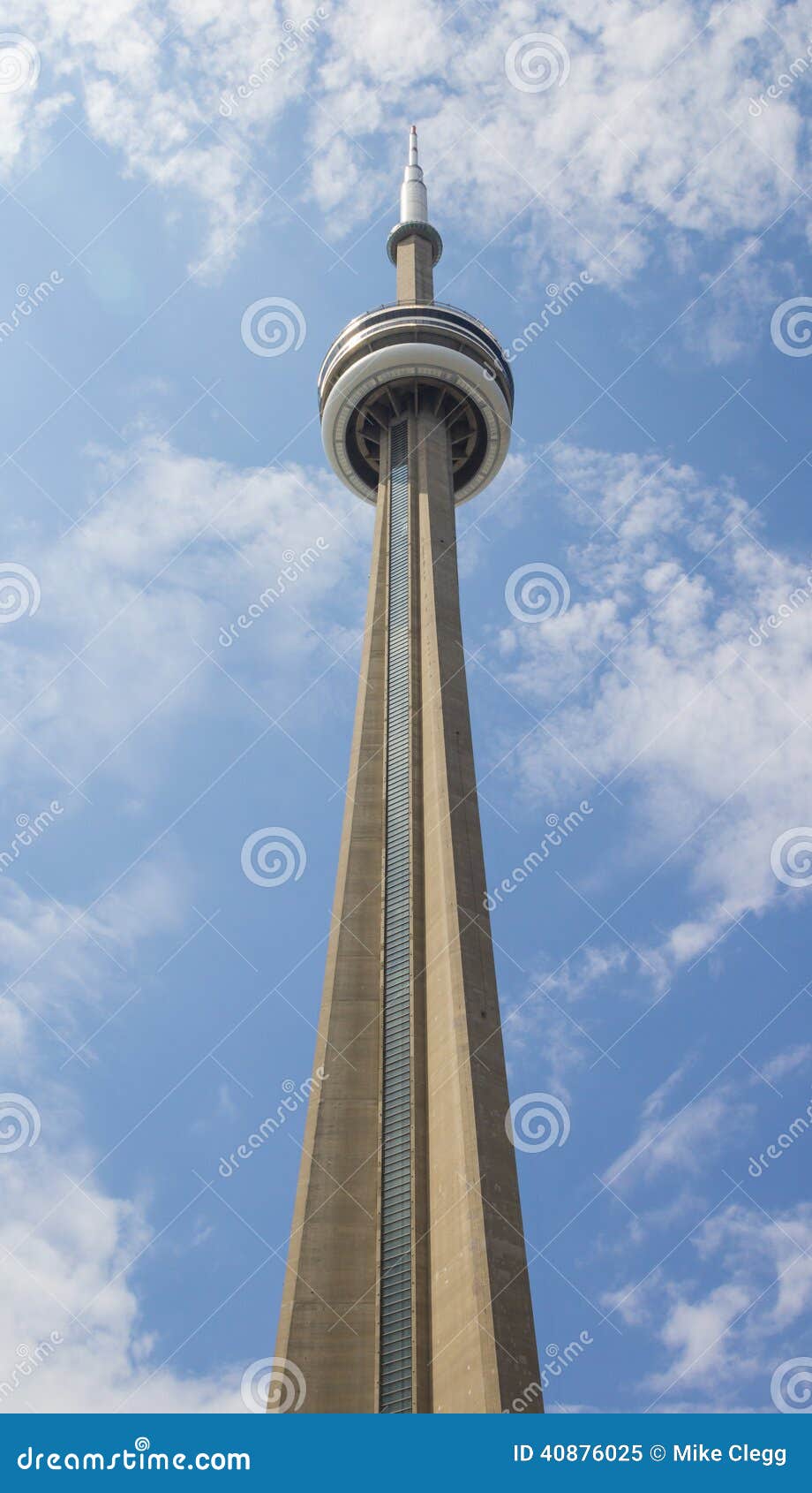 CN Tower Low Angle Thin and Vertical Editorial Image - Image of ontario ...