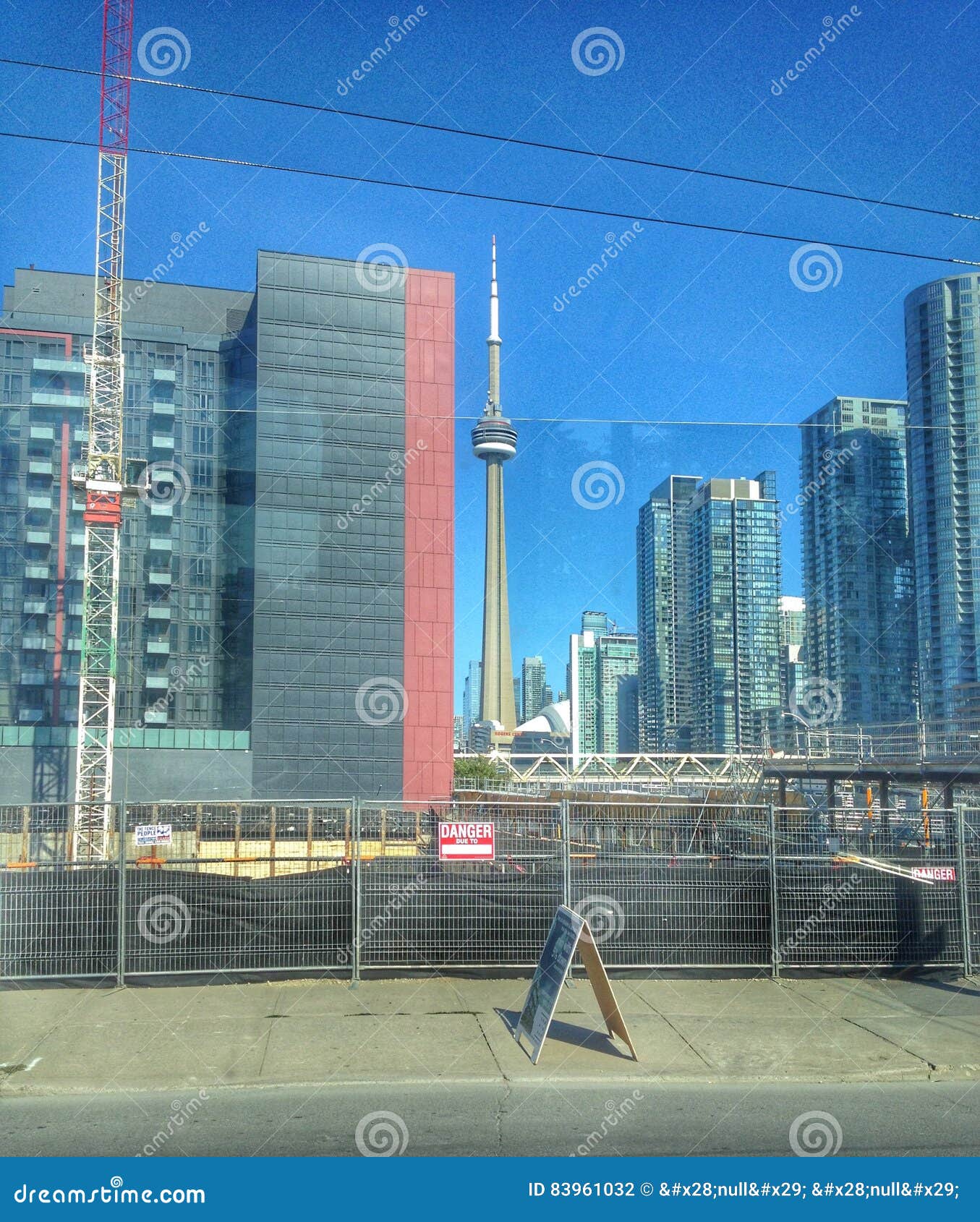 CN Tower editorial photography. Image of tower, view - 83961032