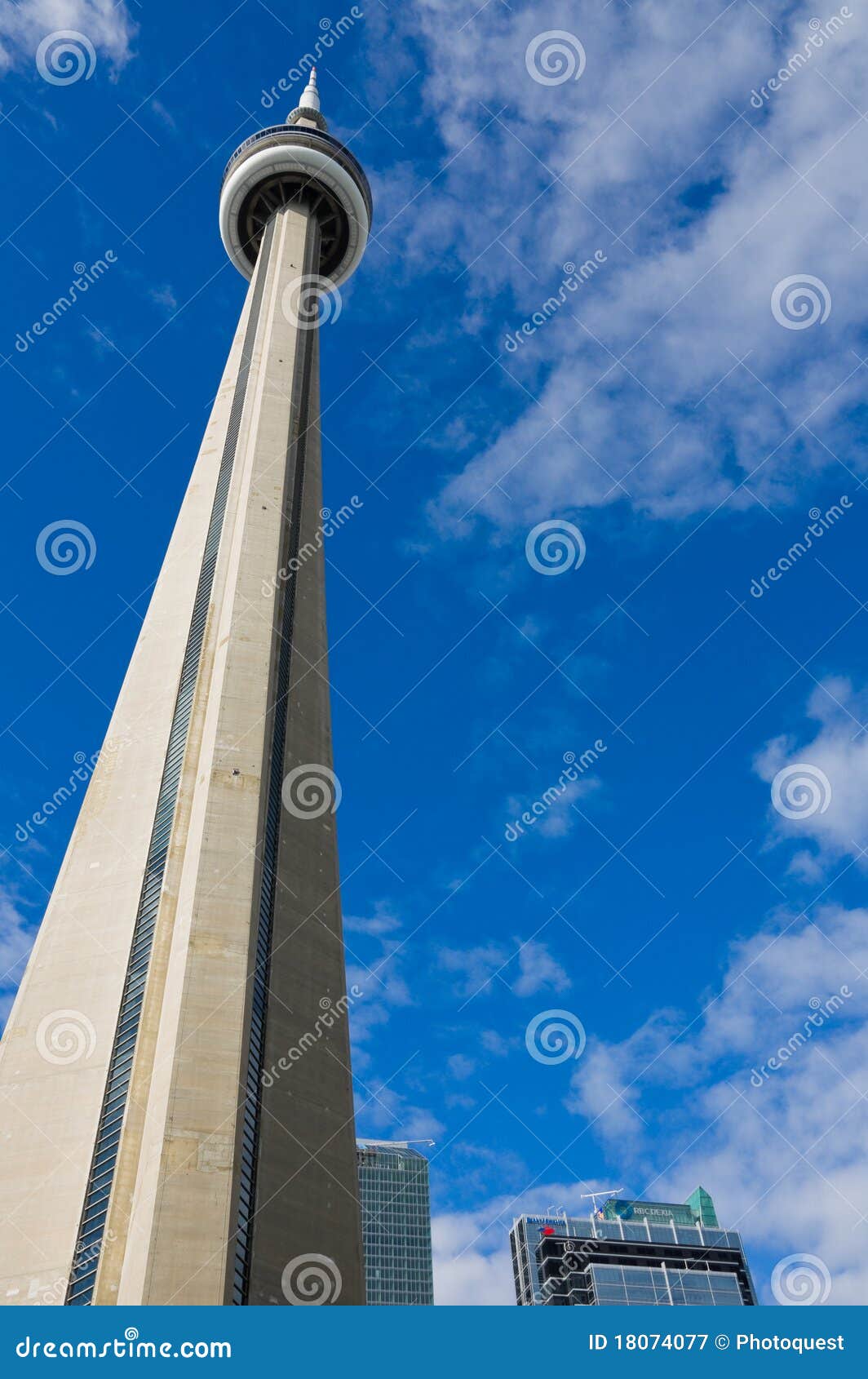 CN Tower - Toronto Canada editorial photography. Image of rise - 18074077