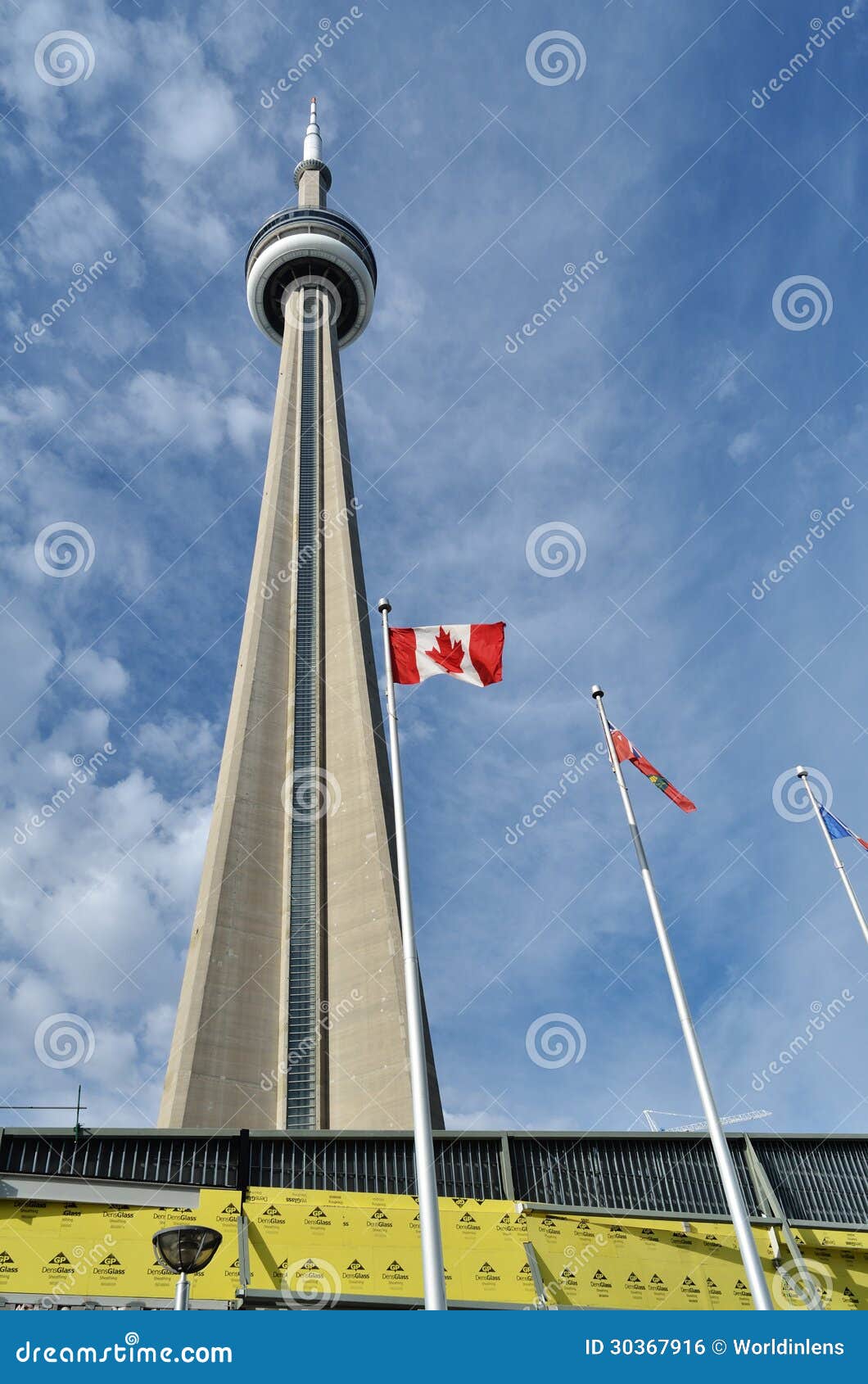 The CN Tower editorial photo. Image of tower, famous - 30367916