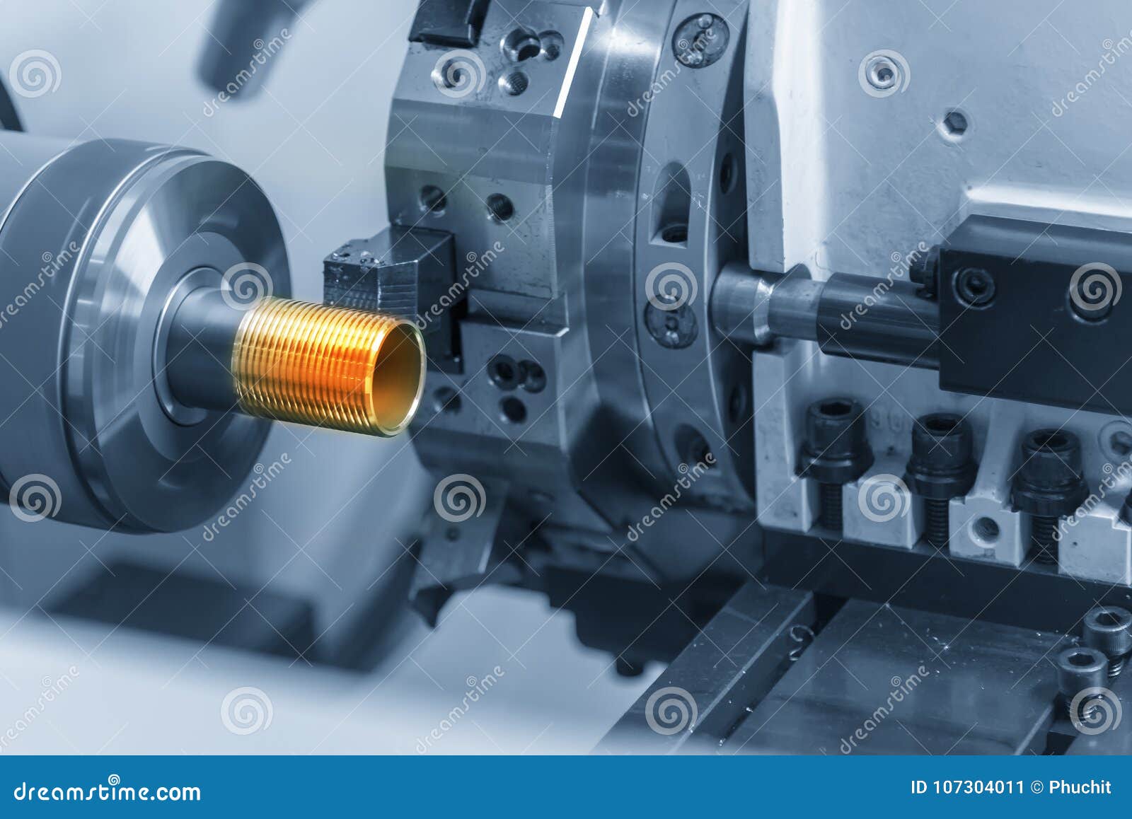 The CNC Lathe Machine Cutting the Thread Stock Image - Image of ...