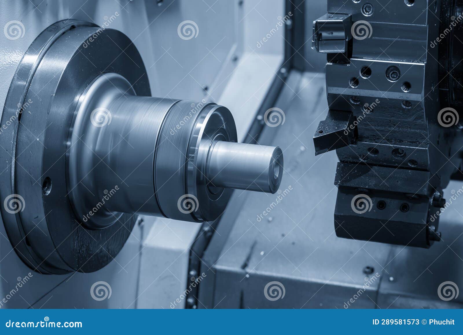 The CNC Lathe Machine Thread Cutting the Metal Shaft Parts Stock Image ...