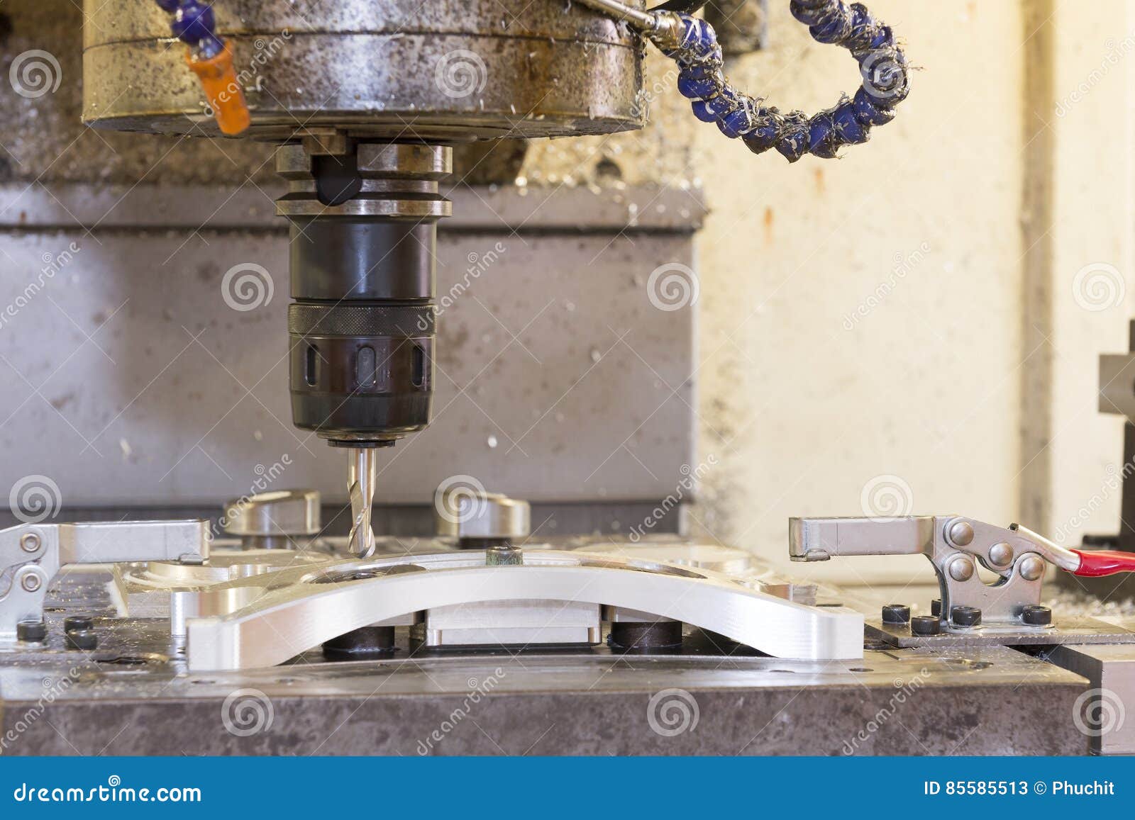 The CNC Milling Machine Cutting the Sample Part Stock Image - Image of ...