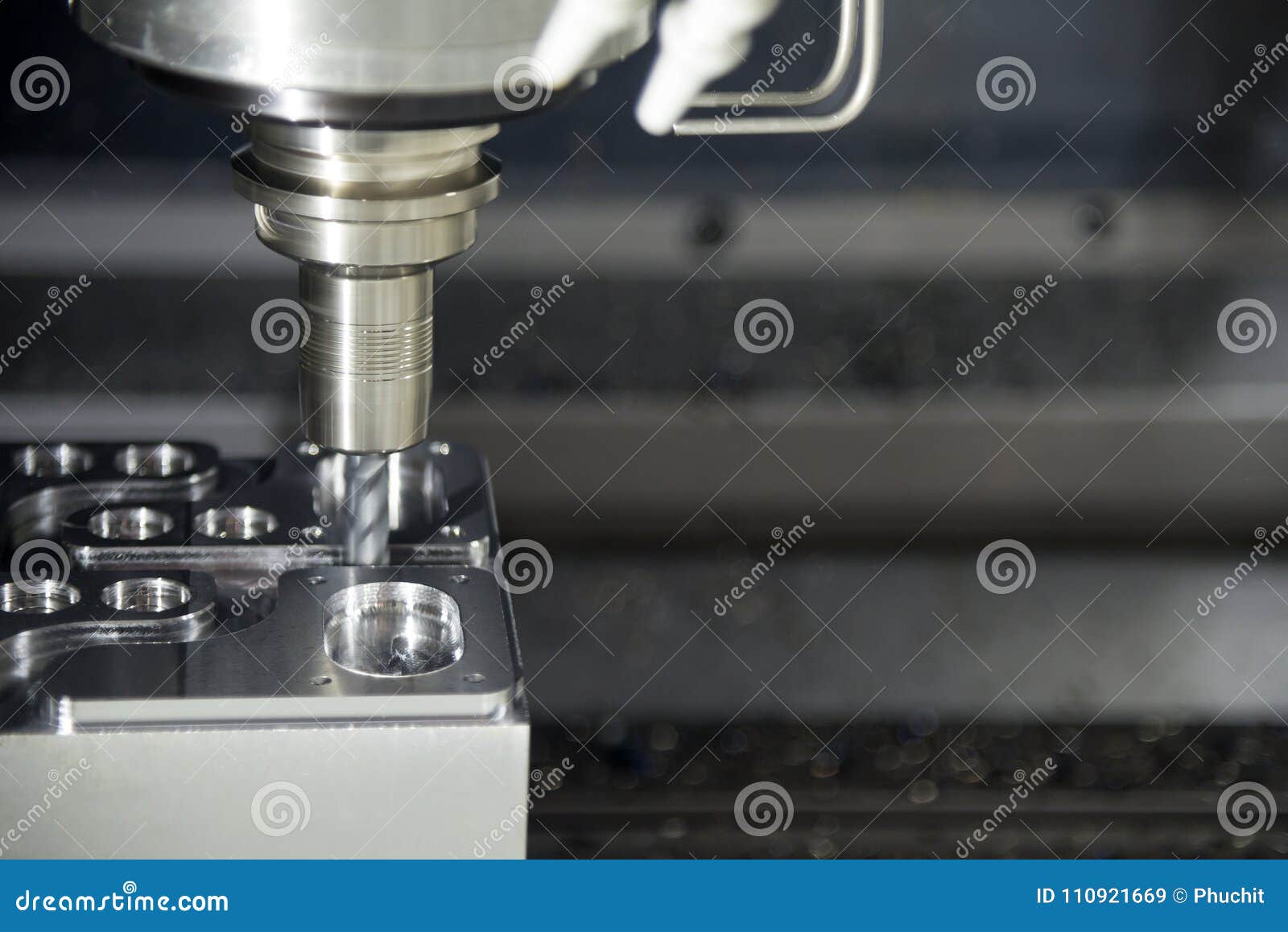 The CNC Milling Machine Use Solid End-mill Tool Stock Image - Image of ...
