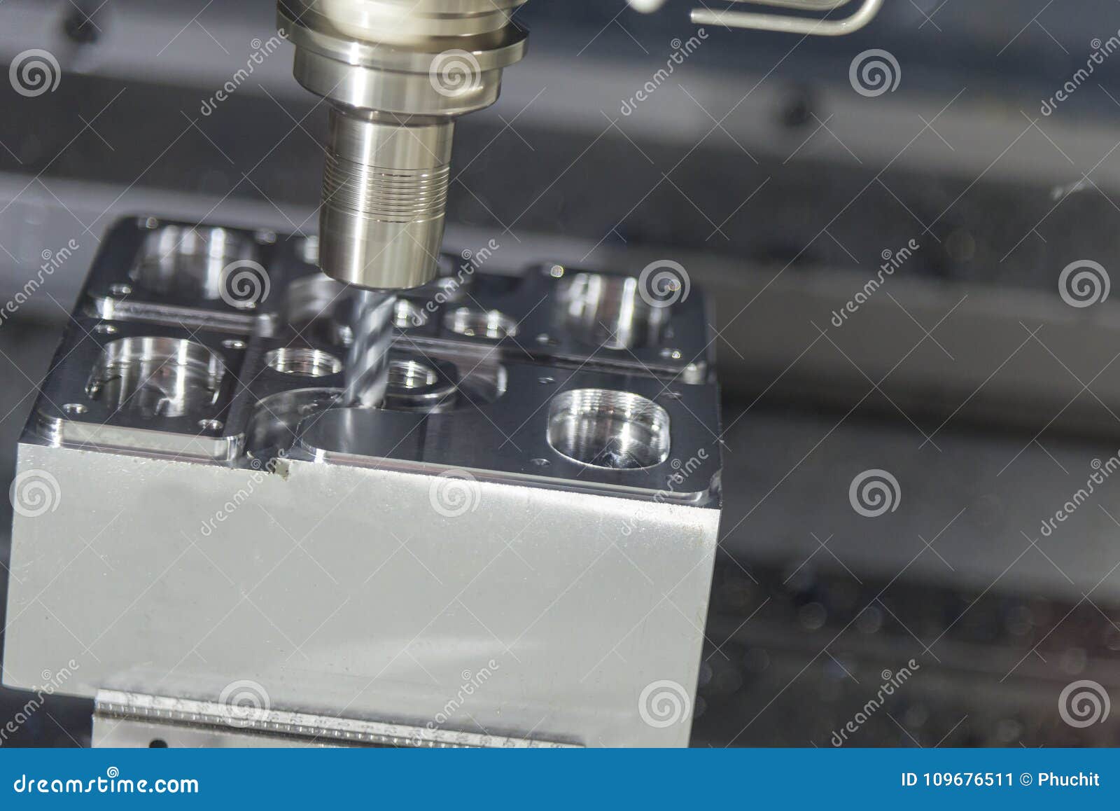 The CNC Milling Machine Use Solid Flat End-mill Stock Image - Image of ...