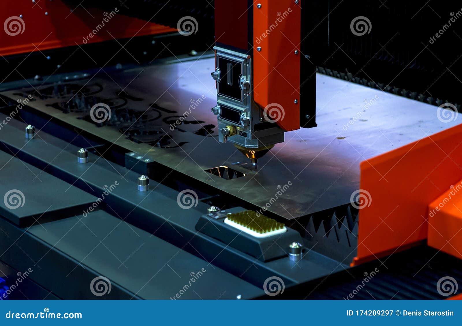 CNC Versatile Laser Metal Carving Machine, Smart Manufacturing ...