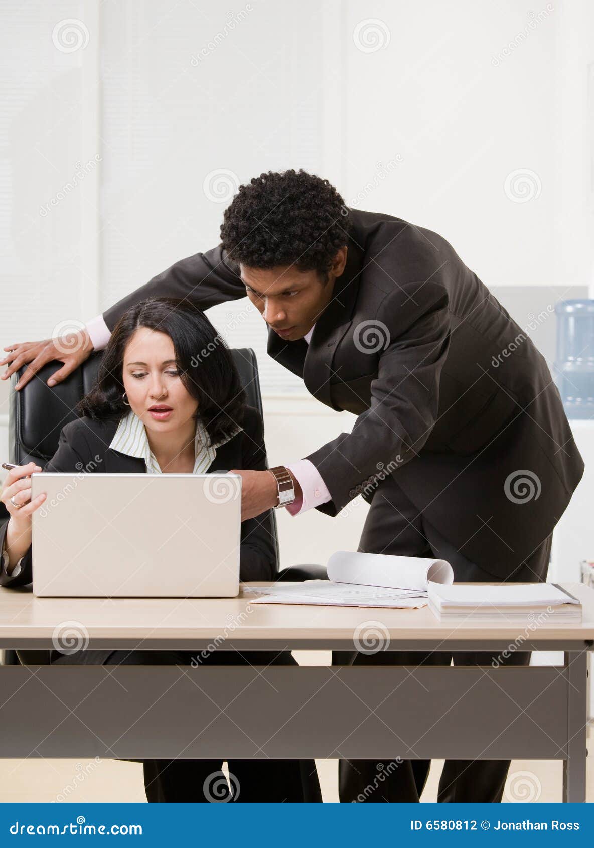 Co-worker Explaining Problem To Supervisor Stock Photo - Image of ...
