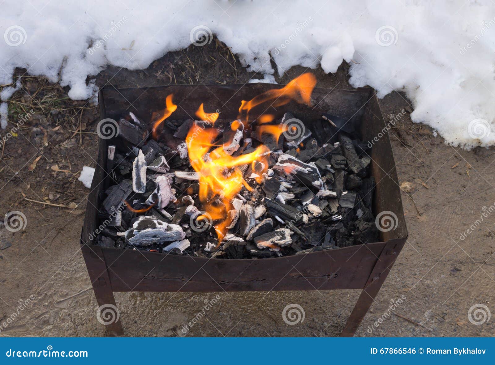 Coal Burning in the Brazier Stock Photo - Image of dark, glow: 67866546