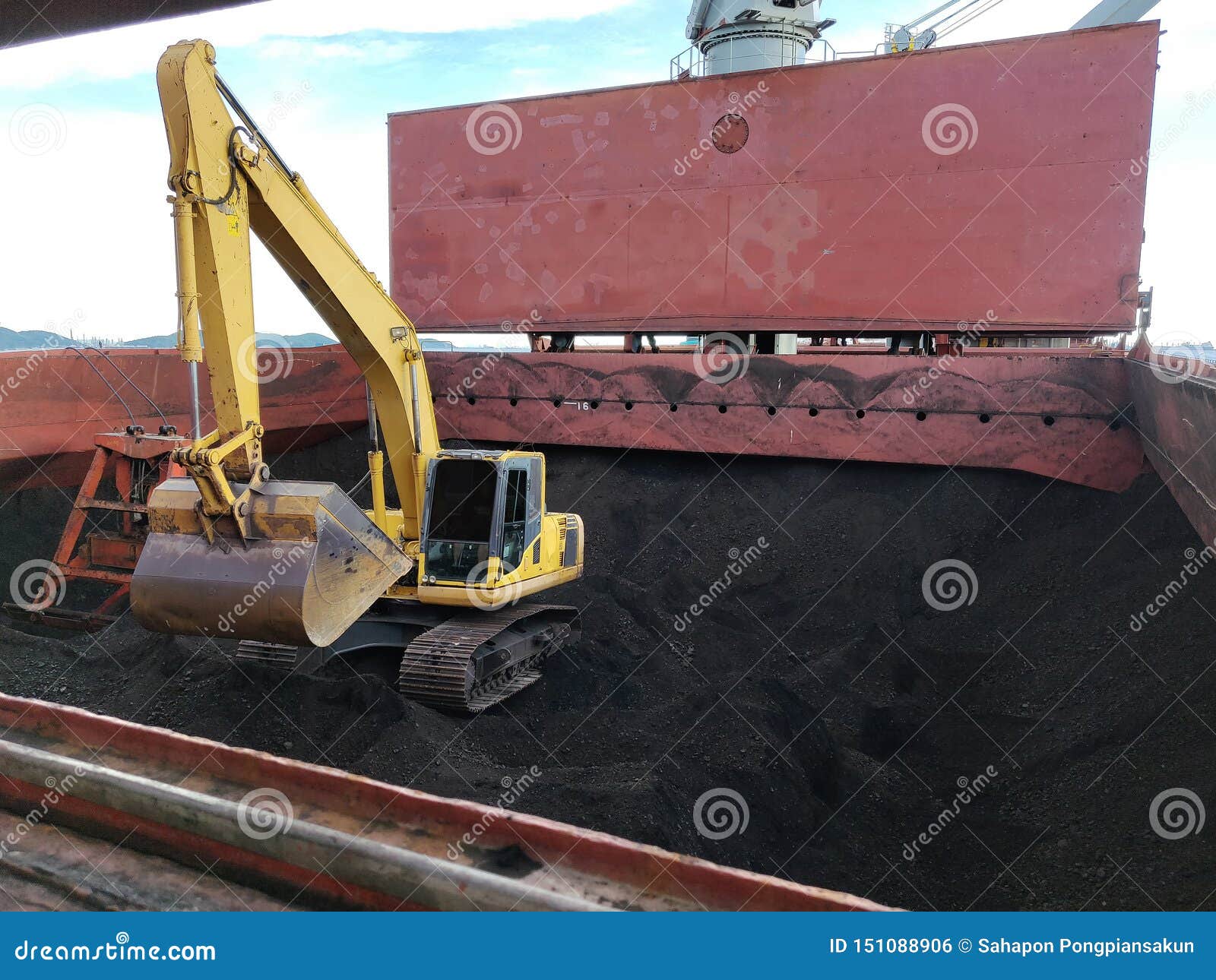 Coal Discharging Operation by Crane`s Grab and Excavator on Bulk Ship ...