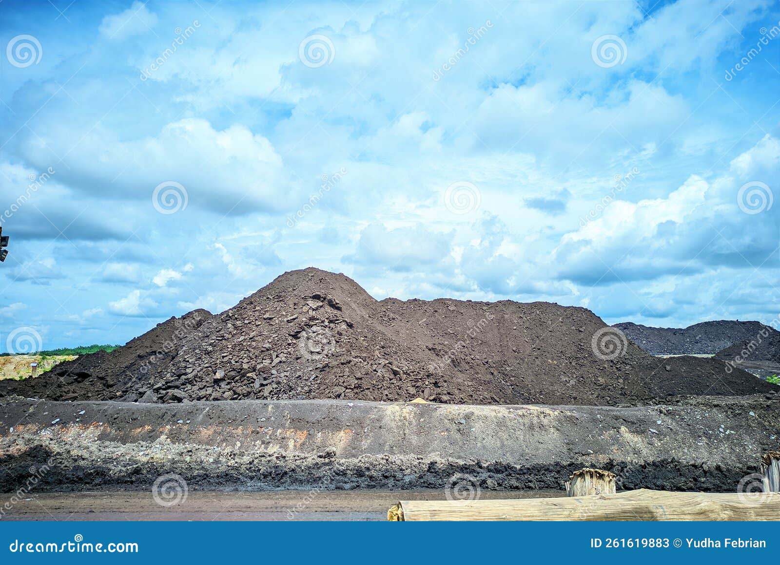 Coal Landscape Geology Mining Slippery Stock Image - Image of coast ...