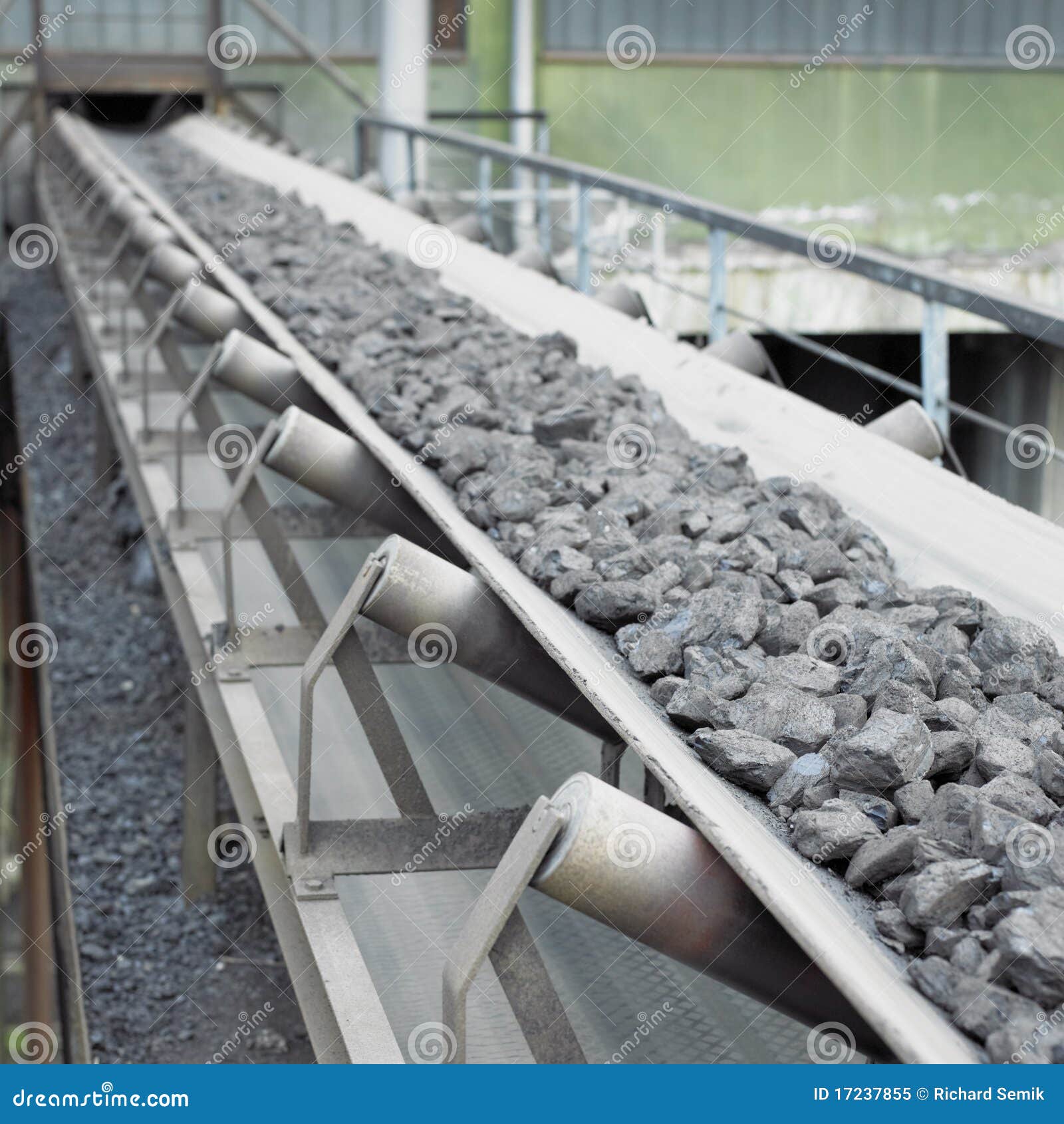 Coal loading stock image. Image of bosnia, outdoors, banovica - 17237855