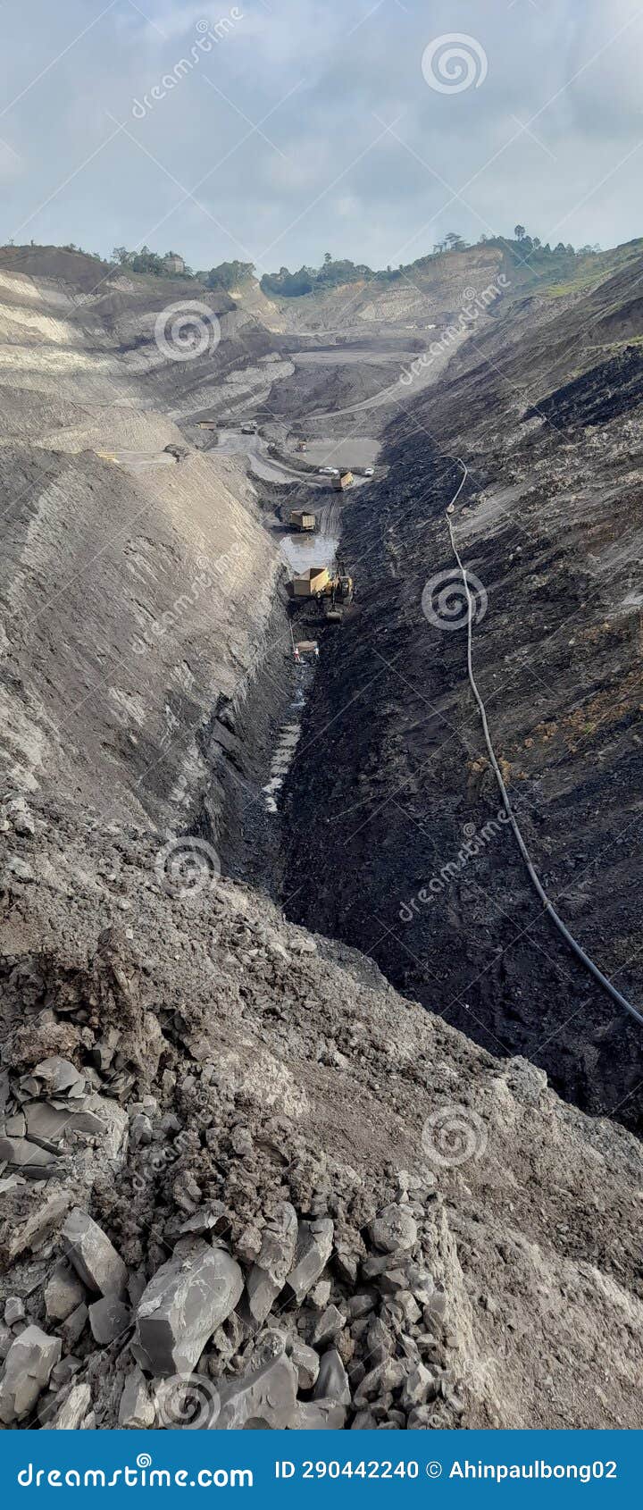 Coal Mine in a Deep Ravine Borneo Stock Photo - Image of ravine, coal ...