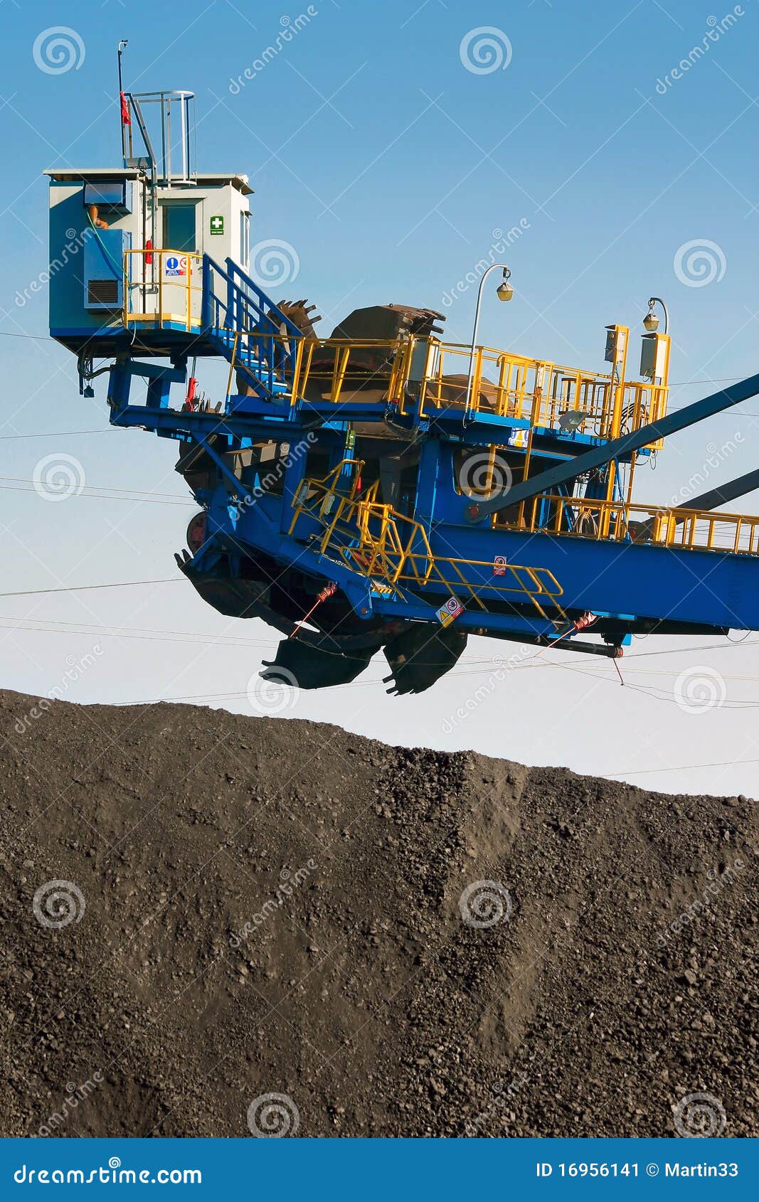 Coal mining stock image. Image of mechanism, lignite - 16956141