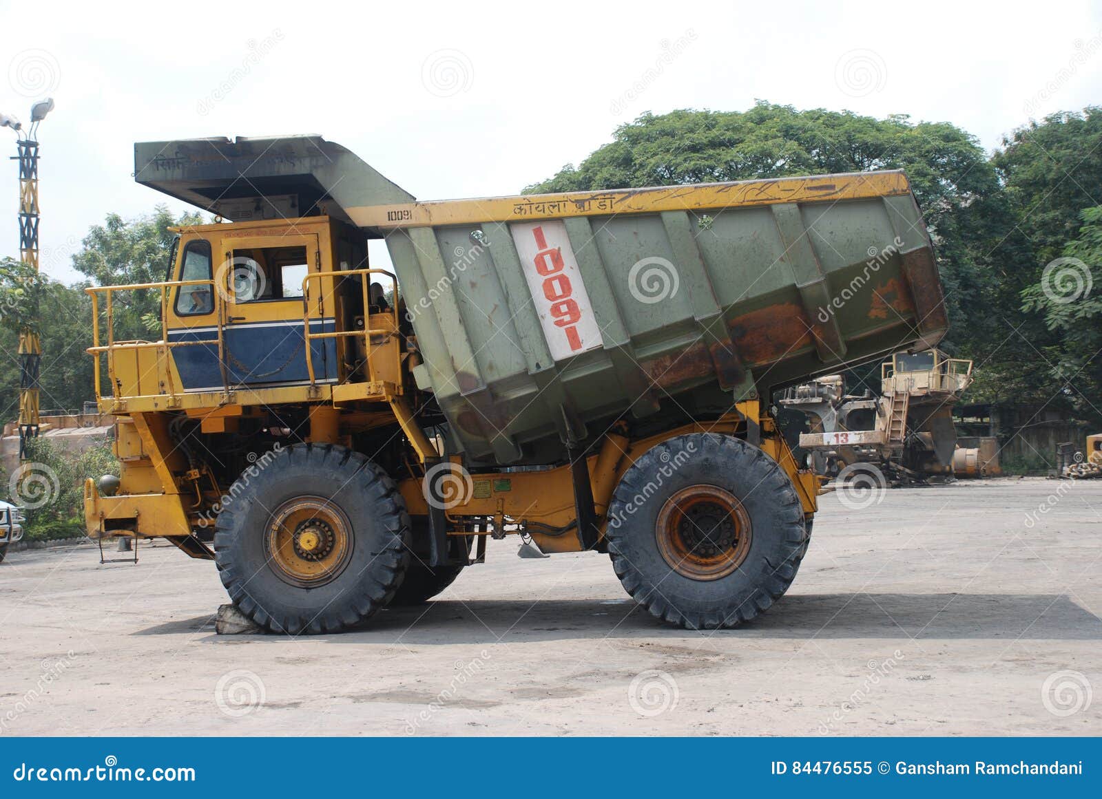 Coal mining dumper editorial image. Image of huge, terrain - 84476555