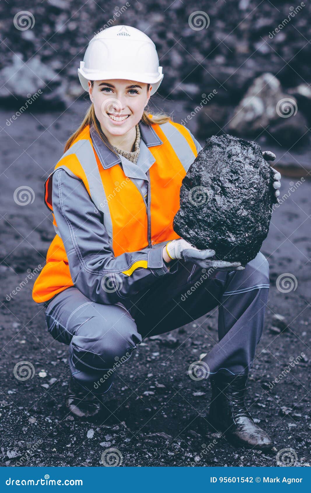 Coal mining worker stock photo. Image of engineer, helmet - 95601542