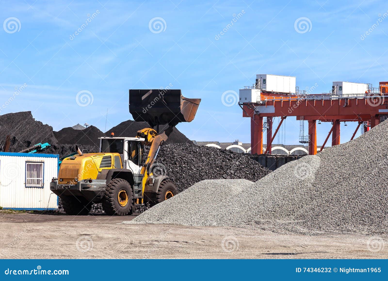 Coal Yard Storage Stock Photos - Download 108 Royalty Free Photos