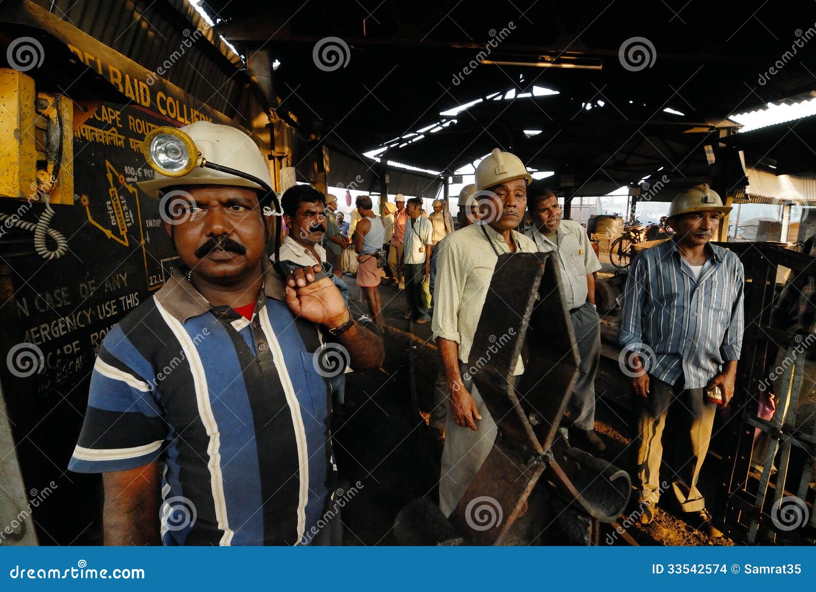 Coalmines Worker editorial stock image. Image of laborer - 33542574