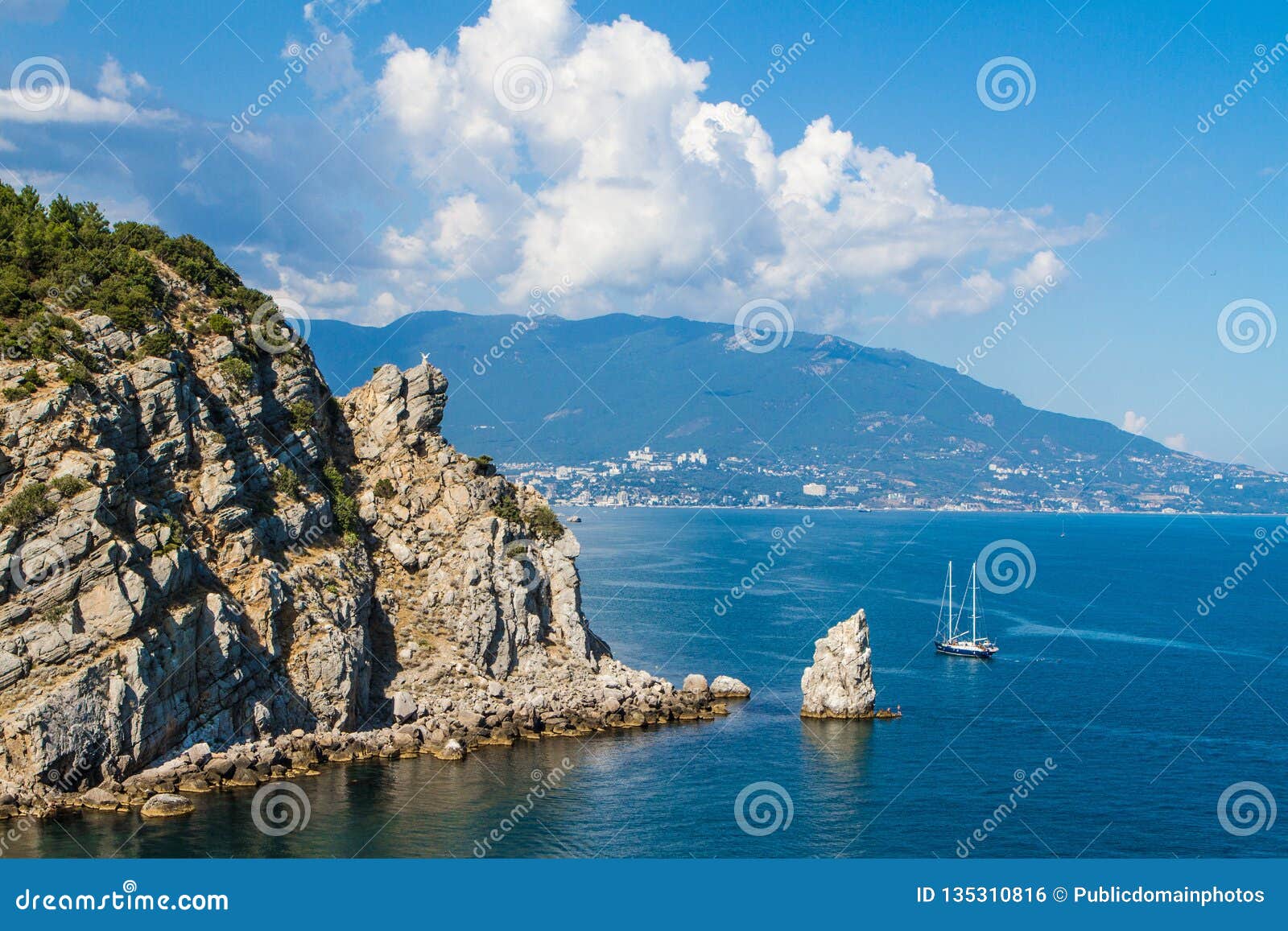 Coast, Coastal And Oceanic Landforms, Sky, Sea Picture. Image: 135310816