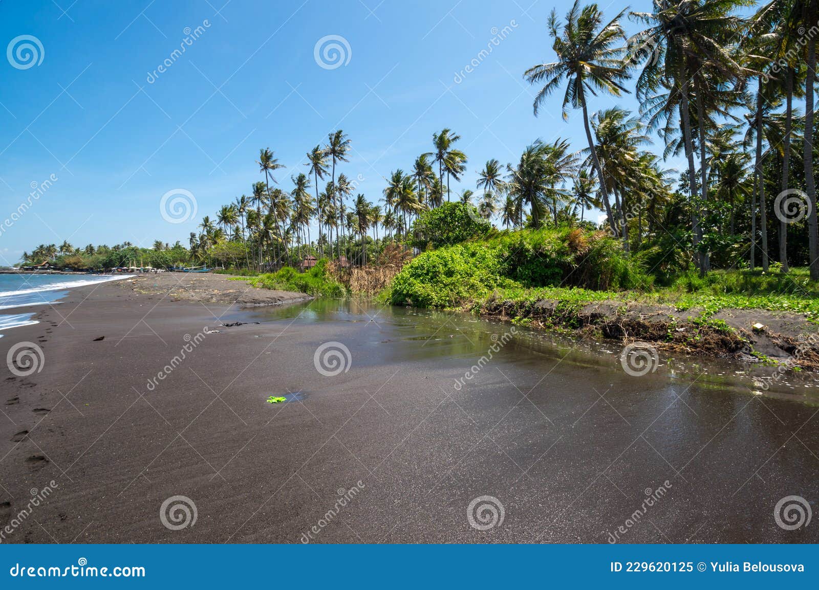 The Coast of Indian Ocean on Island Java Stock Image - Image of scene ...
