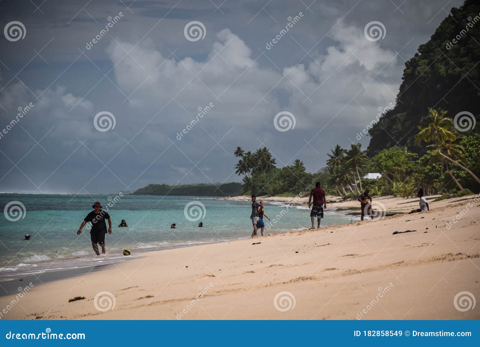 Coast of Samoa editorial stock image. Image of pacific - 182858549