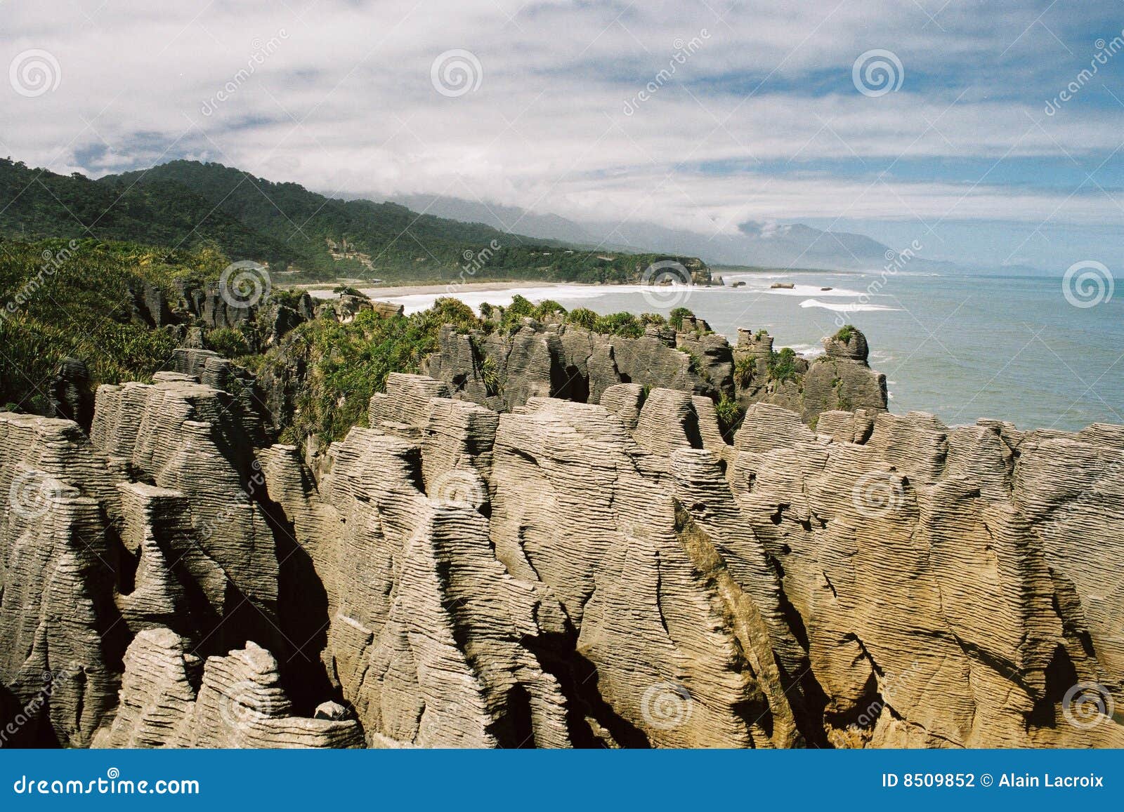 Coastal rock formations stock photo. Image of crag, beach - 8509852