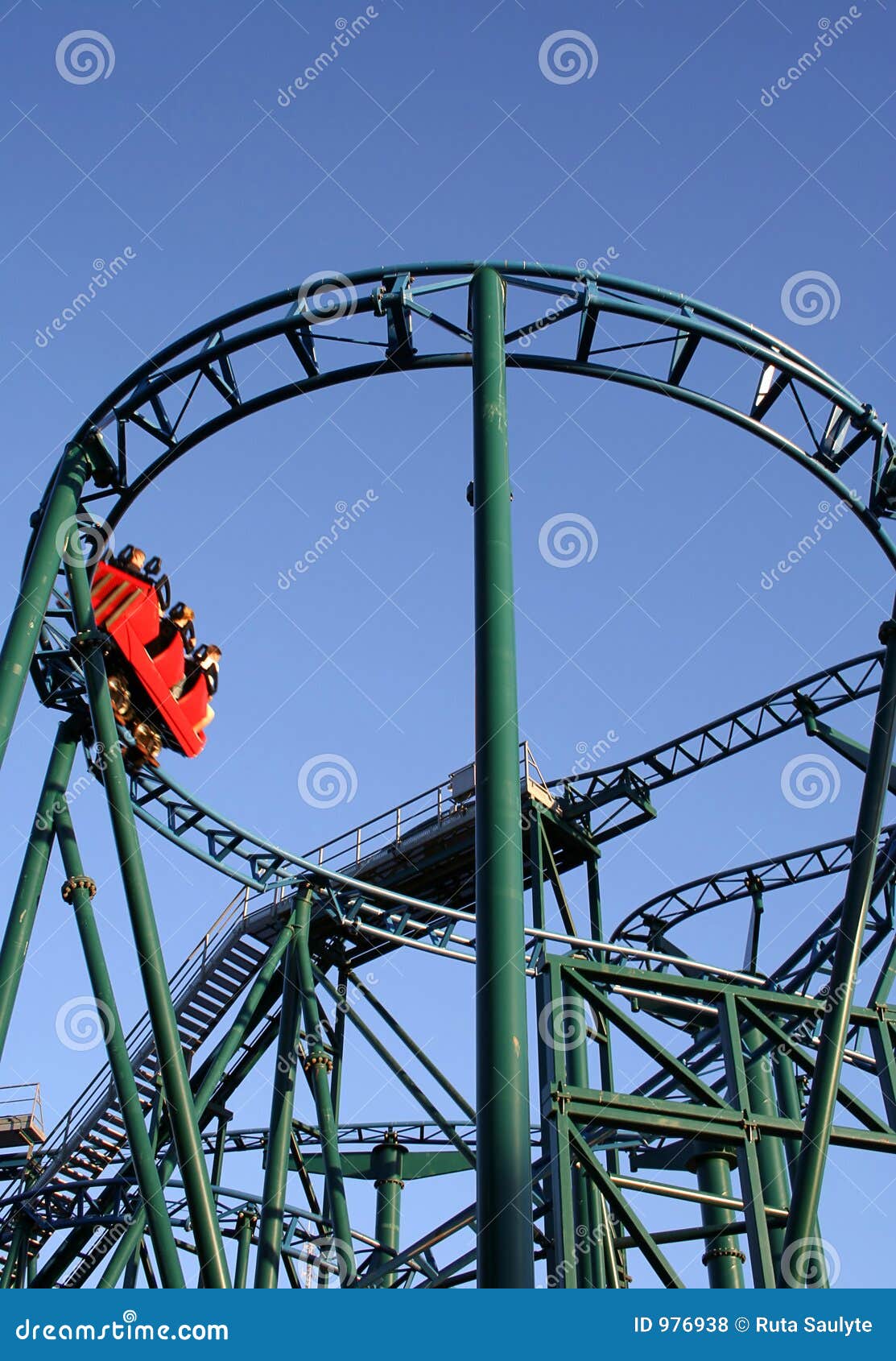 Coaster do rolo foto de stock. Imagem de montanha, alaranjado - 976938