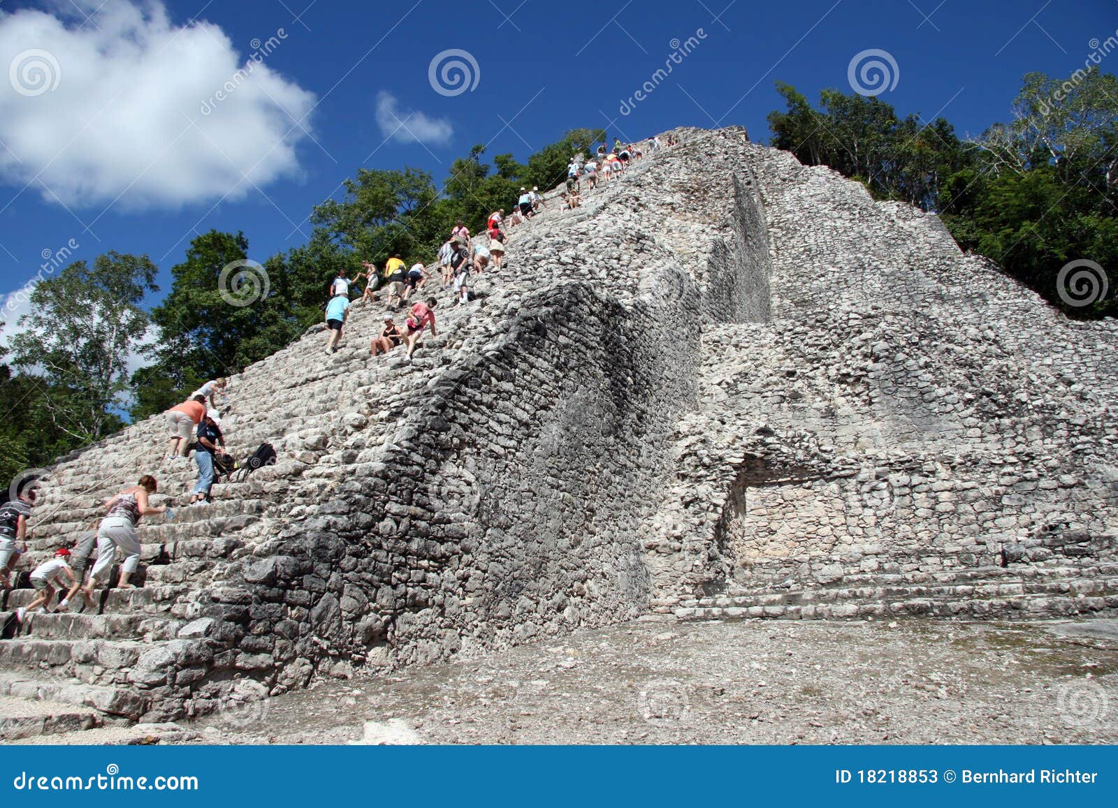 Coba Mayan temple editorial stock photo. Image of culture - 18218853