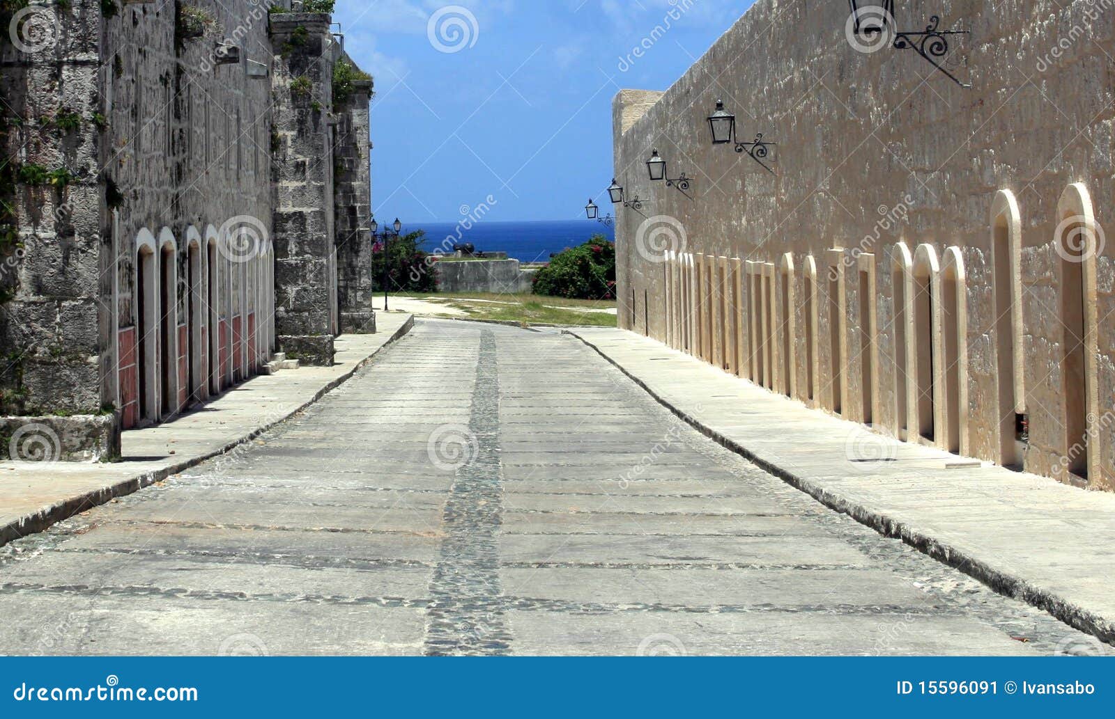 Cobble Stone Road in Old Fort Stock Image - Image of stone, wall: 15596091