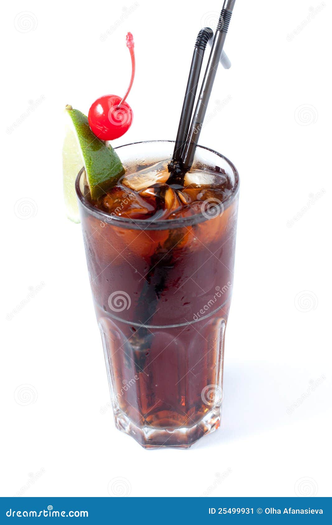 Coca Cola Mit Eis in Einem Transparenten Glas Stockbild - Bild von ...