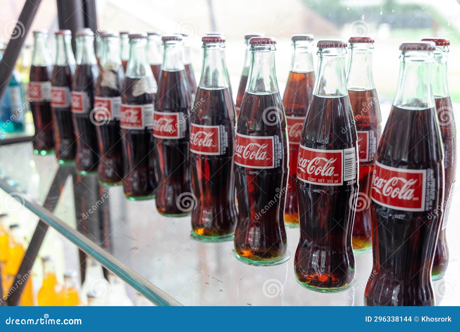 Coca Cola at Pops 66 Soda Ranch on Route 66. Editorial Stock Image ...