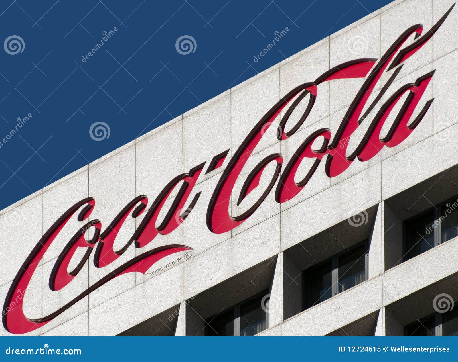 Coca-Cola World Headquarters Editorial Image - Image of georgia, soft ...